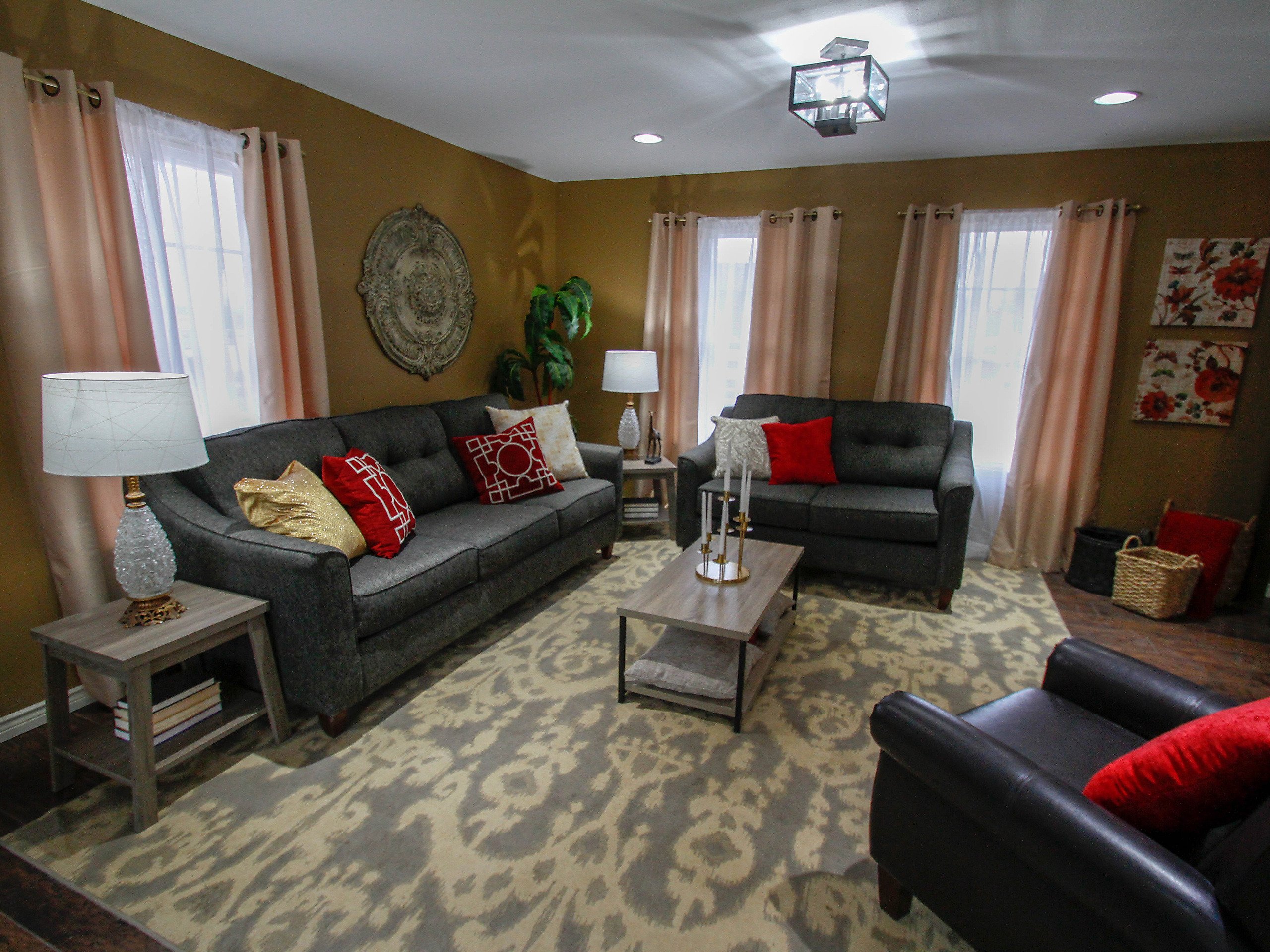 Watch Texas Flip N Move, Season 8 | Prime Video