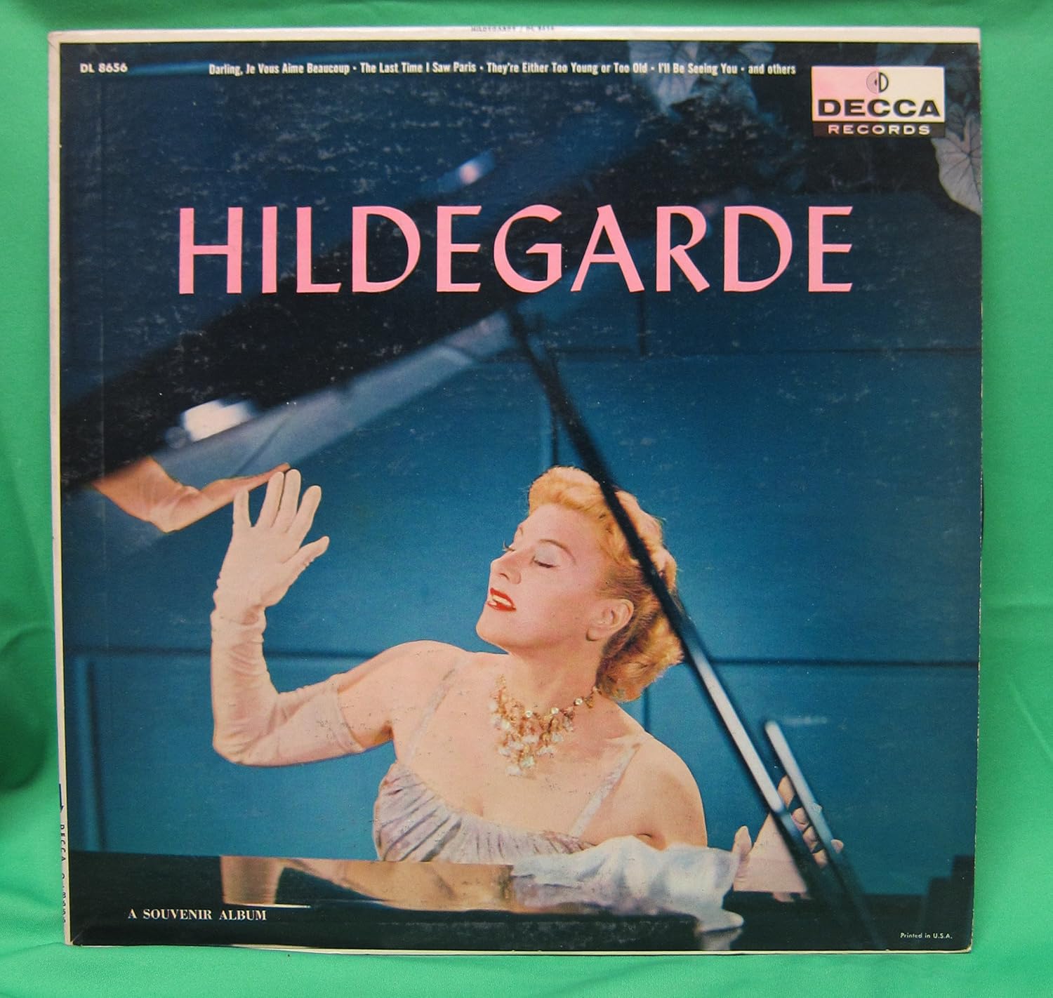Hildegarde - Hildegarde: A Souvenir Album. 1958 Decca vinyl LP - Amazon ...