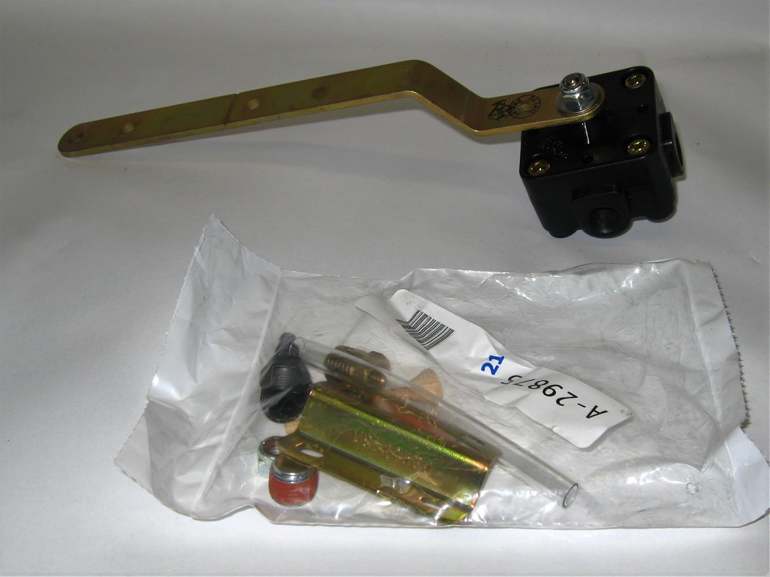 Válvula de control de altura Hendrickson vs-227: Amazon.com.mx ...