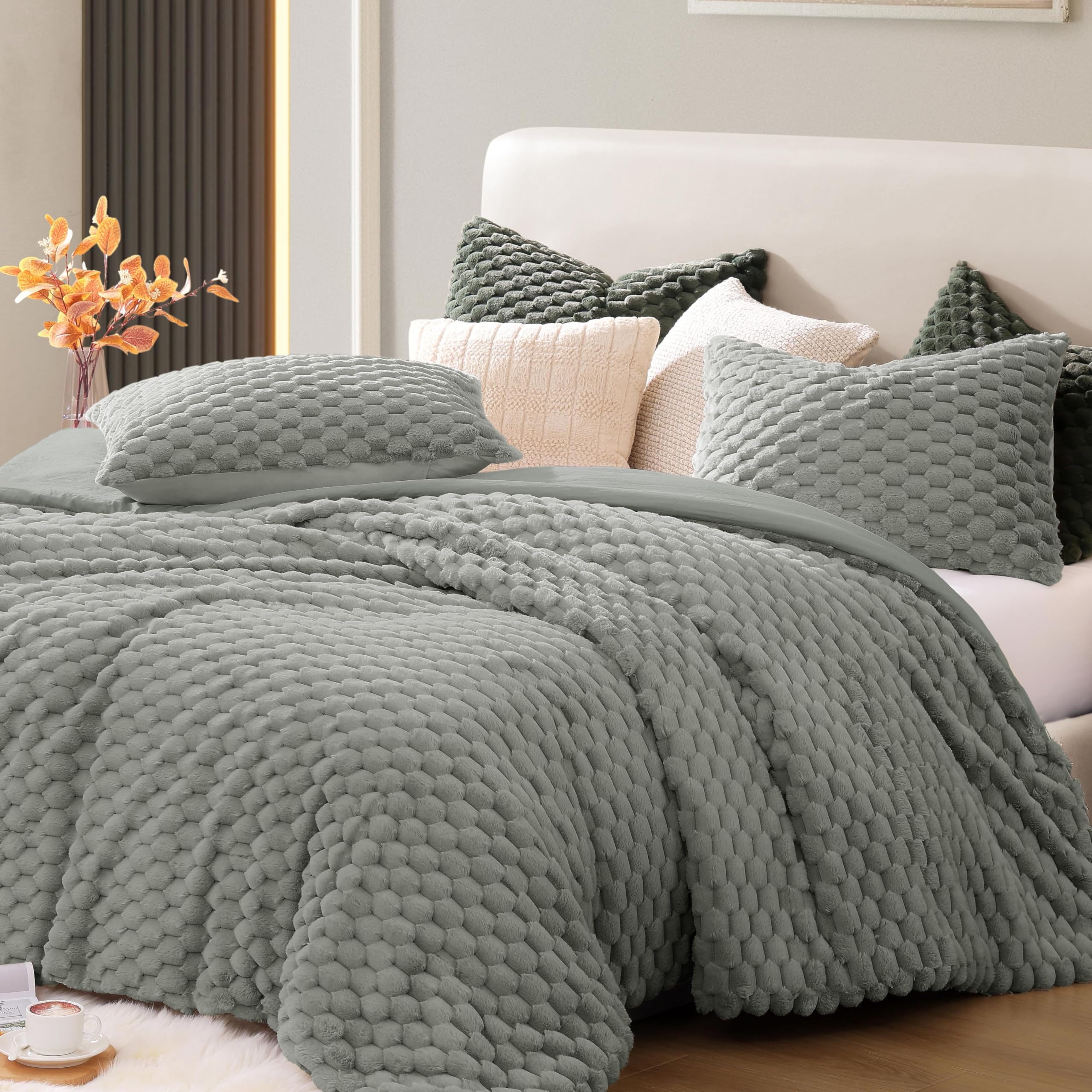 CASAAGUSTO Fluffy Queen Comforter Set, Grey Luxury Rabbit Faux Fur ...