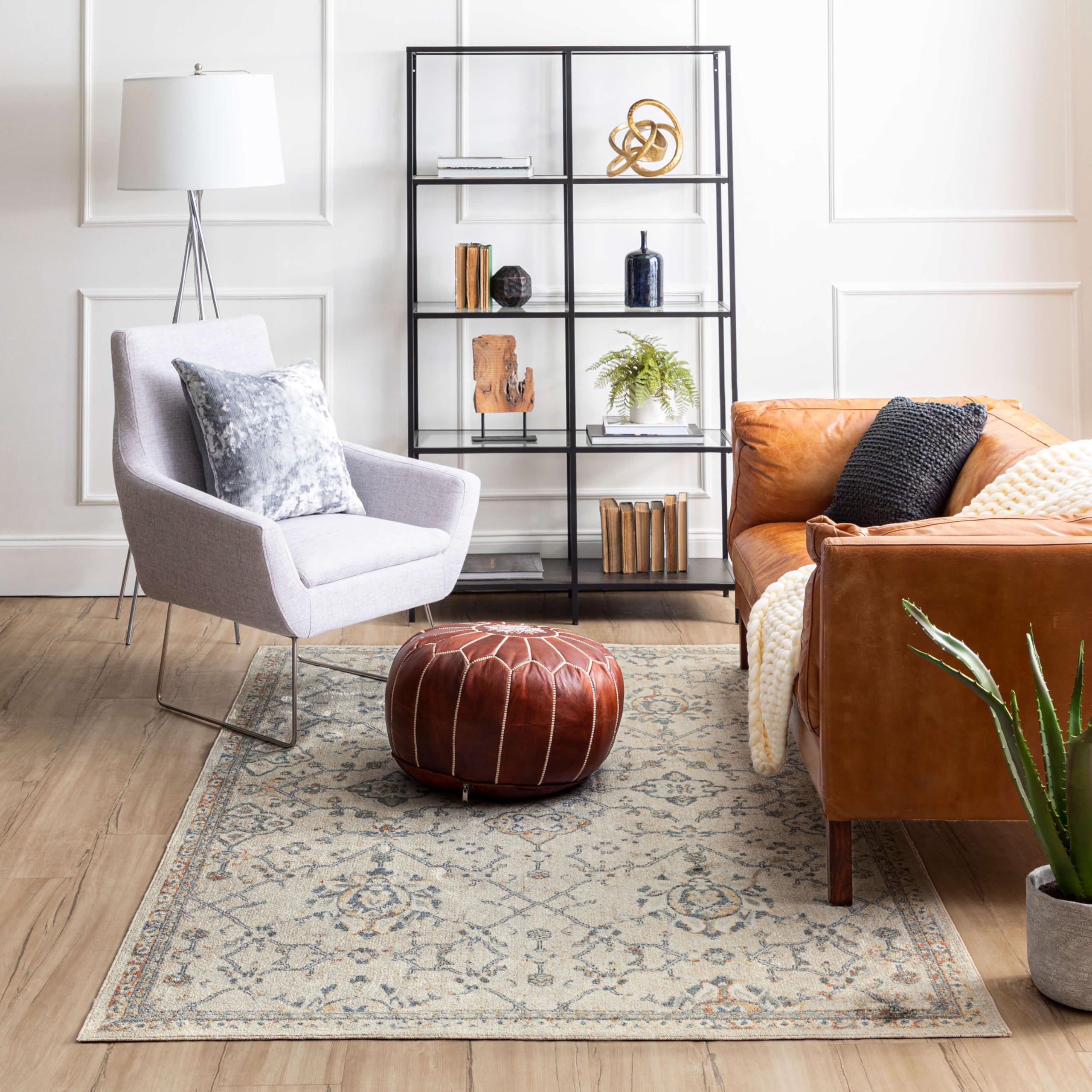 rug | Nellis Auction