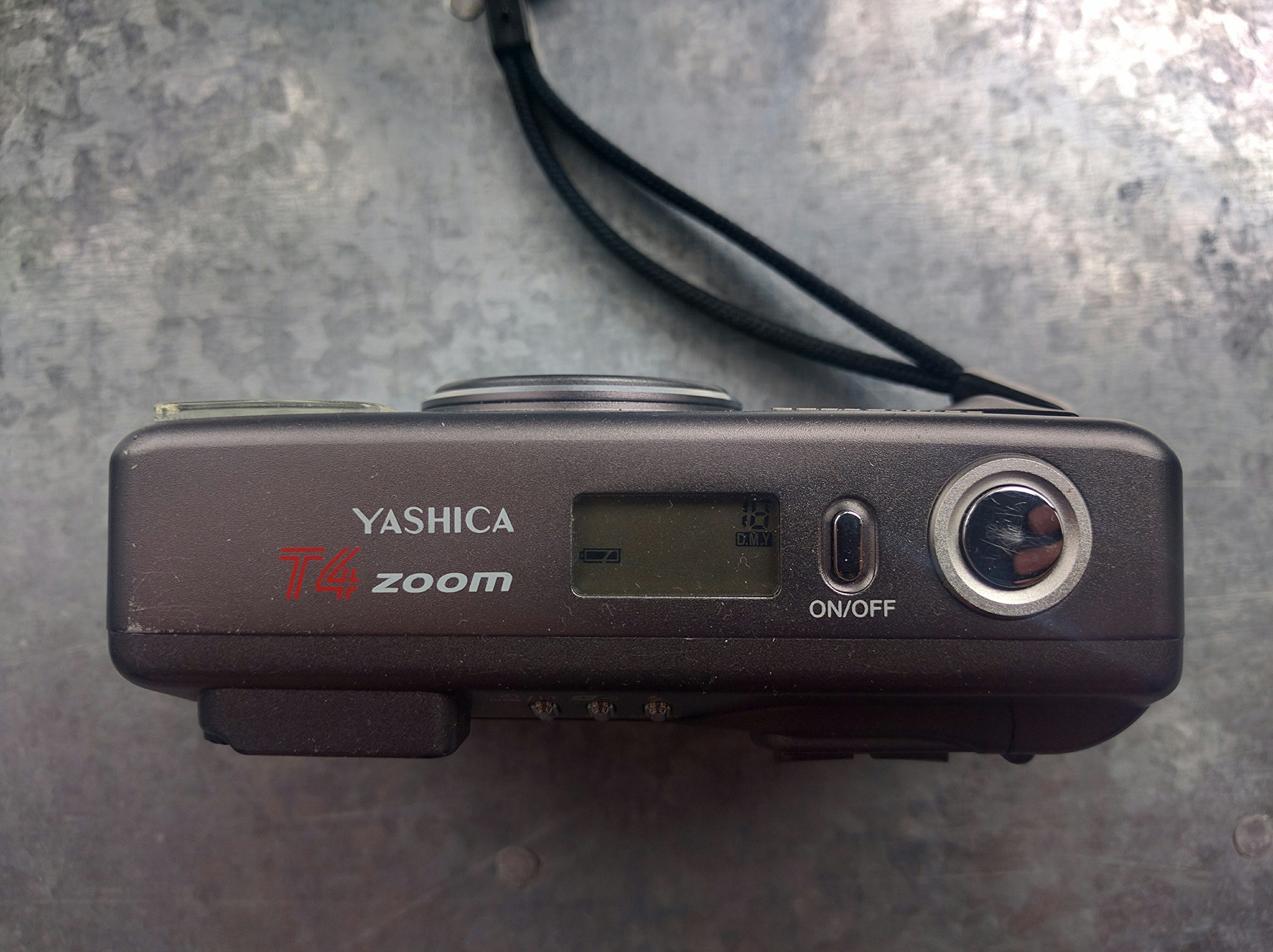 Mua Yashica T4 Compact 35mm Camera w/ Zoom Kit trên Amazon Mỹ chính ...