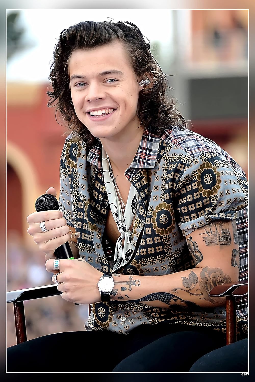 Harry Styles Poster Matte Finish Paper Print (Multicolor) S-2294 ...