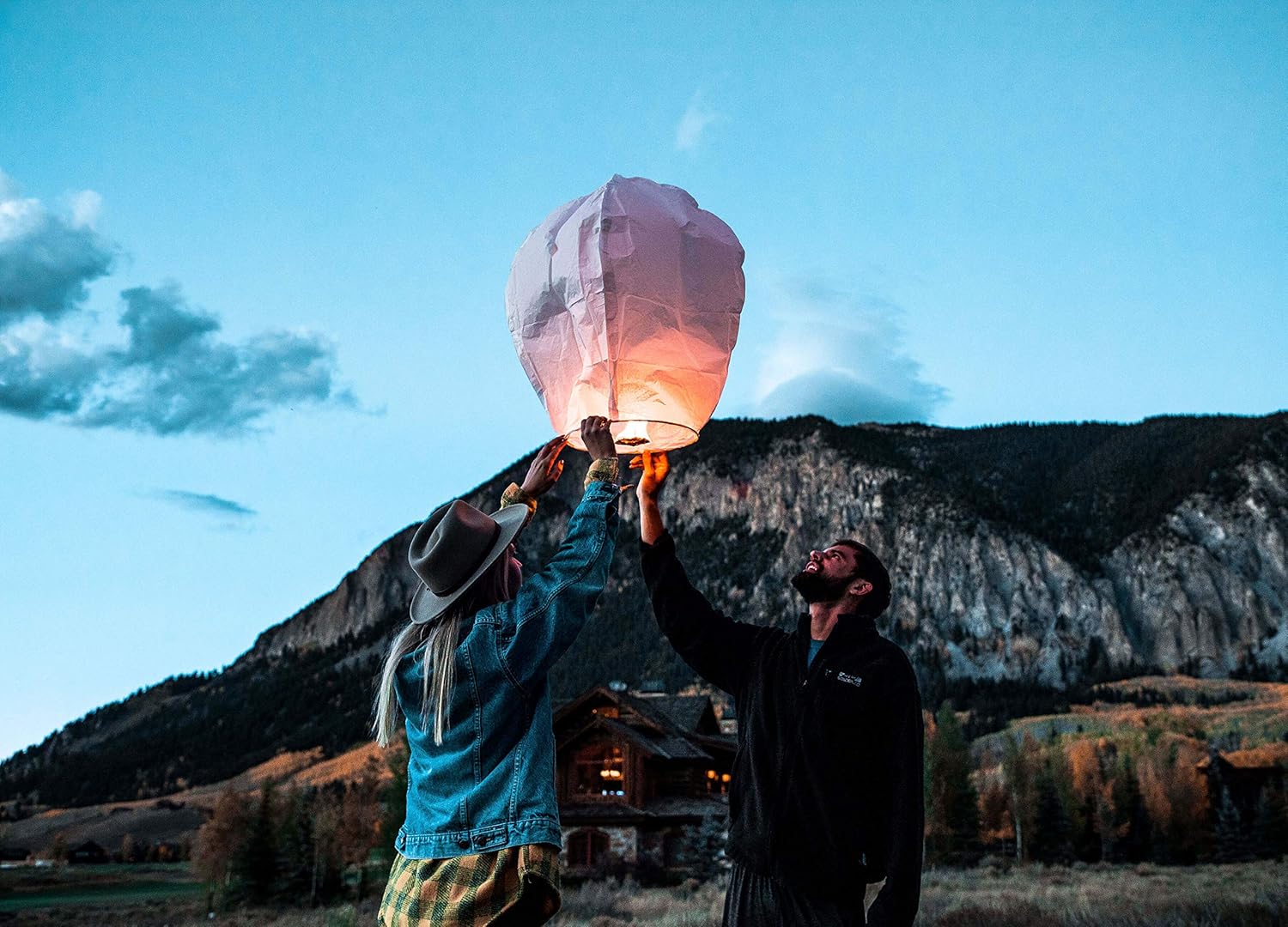 All Natural Shop 25 Pack Chinese Sky Lanterns White Eco Friendly all-natural-shop-25-pack-chinese-sky-lanterns-white-eco-friendly