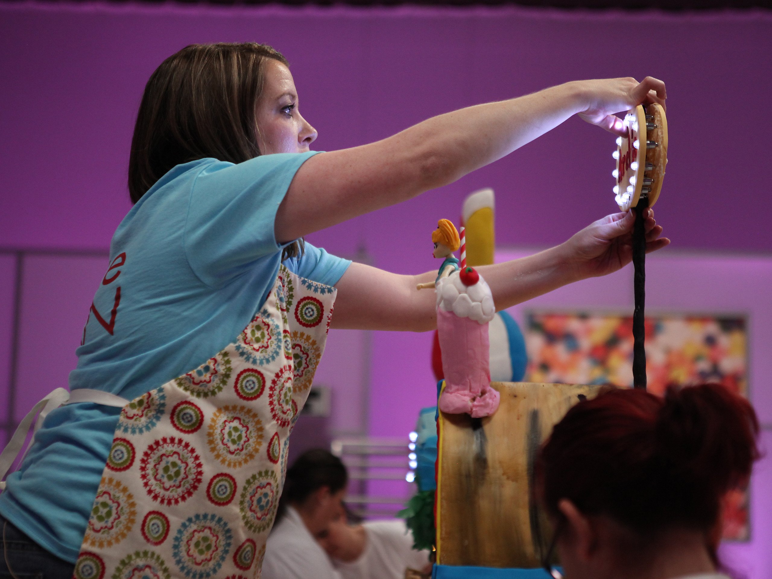 Watch Cake Wars Season 2 | Prime Video