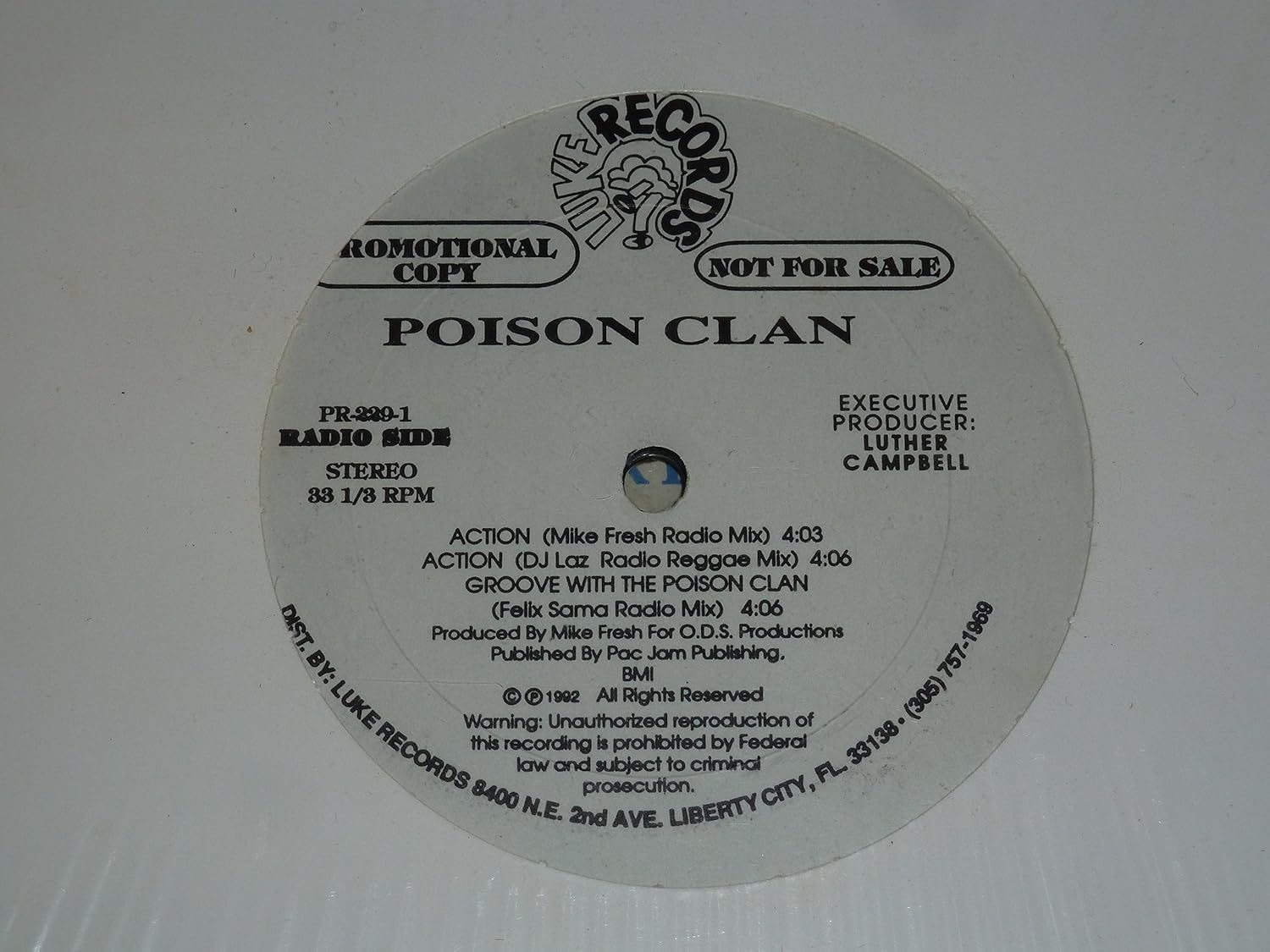 POISON CLAN - Action / Groove with the Poison Clan - Amazon.com Music
