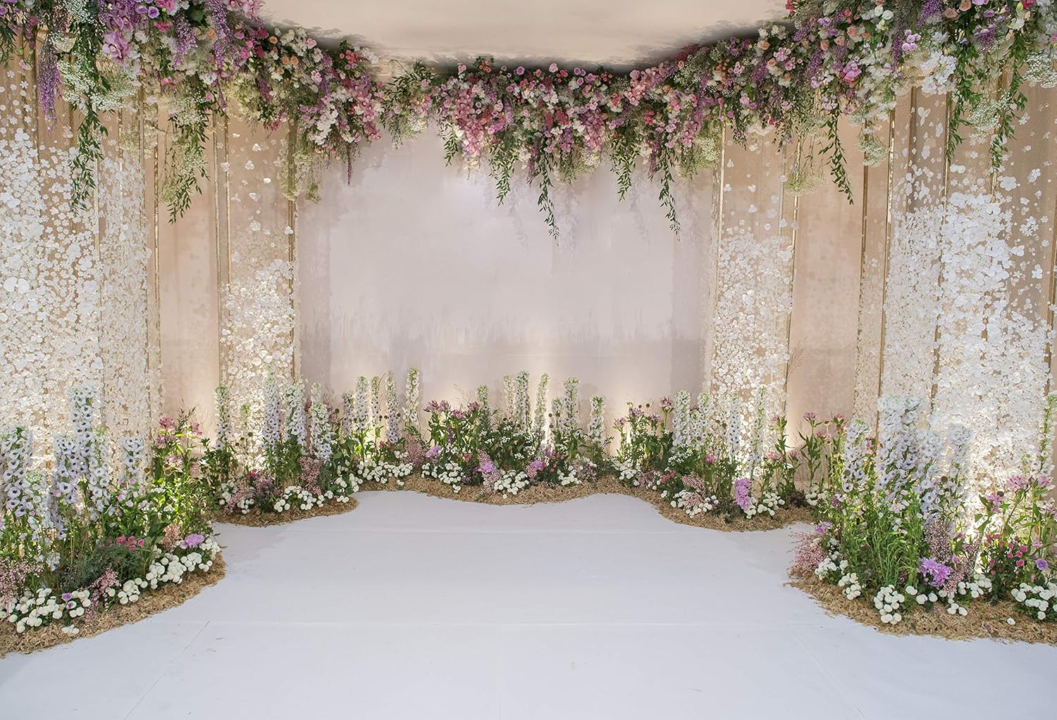 Pin by Goldhouse on W | Wedding stage backdrop, Photo backdrop wedding ...