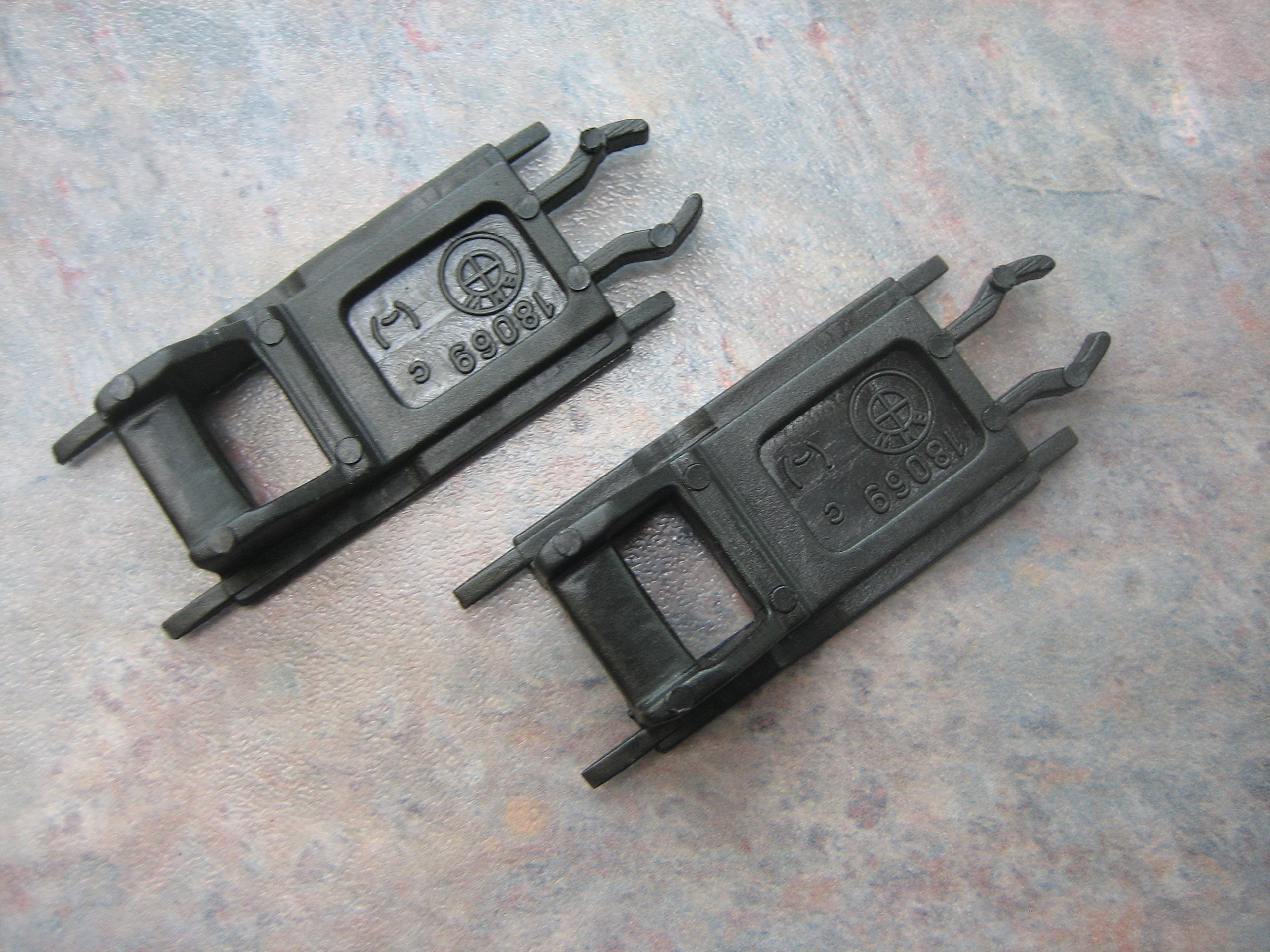 Mua Sunroof Slider Rail Repair Plastic Clips (2) Compatible with BMW ...