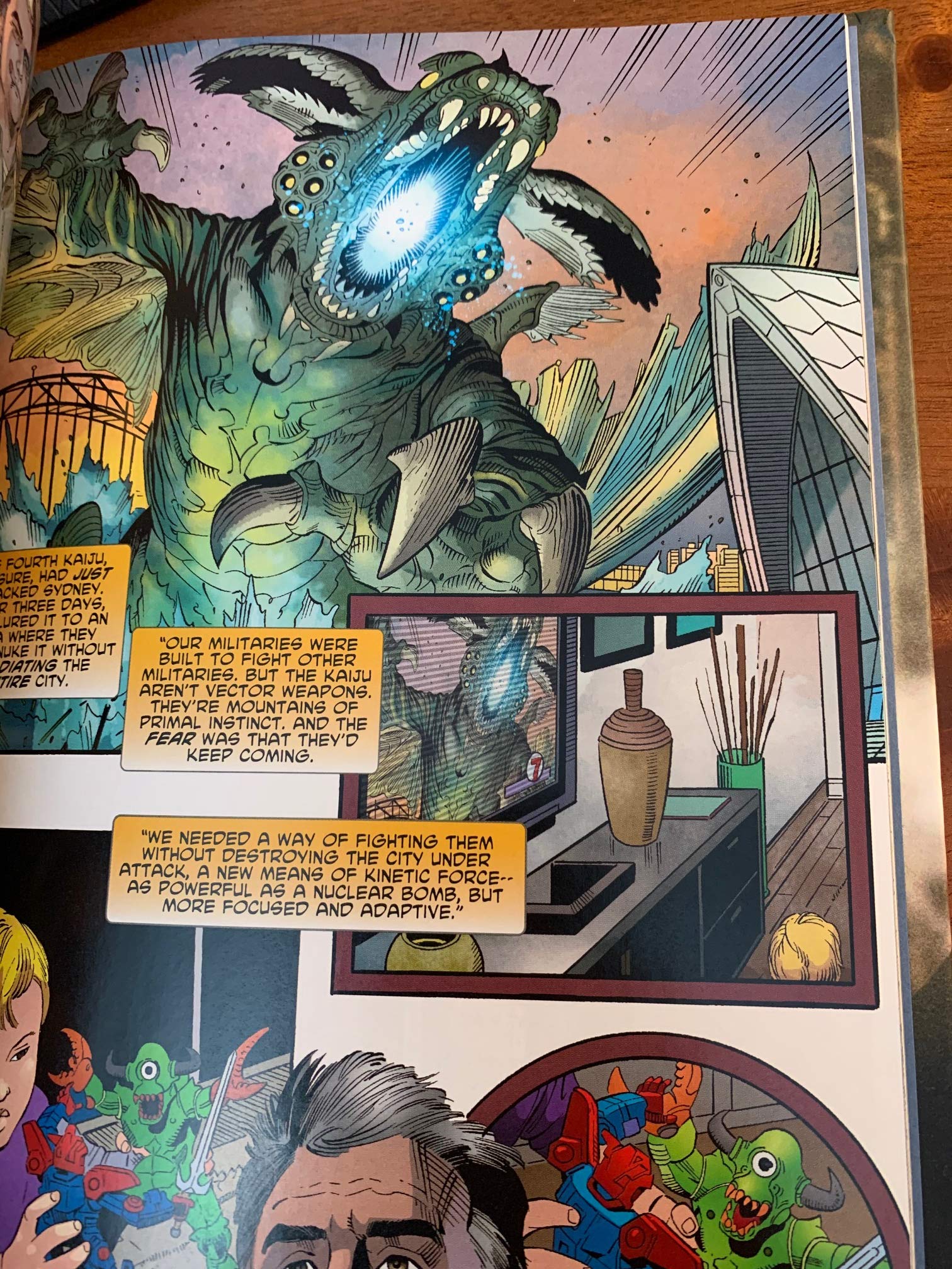 Mua Pacific Rim: Tales From Year Zero (Legendary Comics) Pacific Rim ...