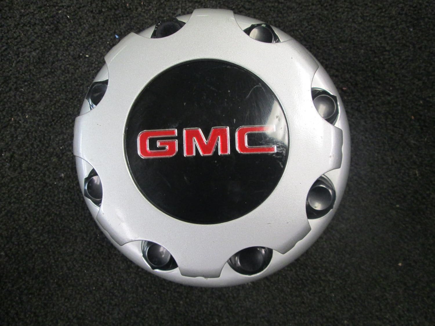 16 17 Inch OEM GMC HD 8 Lug Silver Painted Rear Center Cap Hubcap Wheel ...
