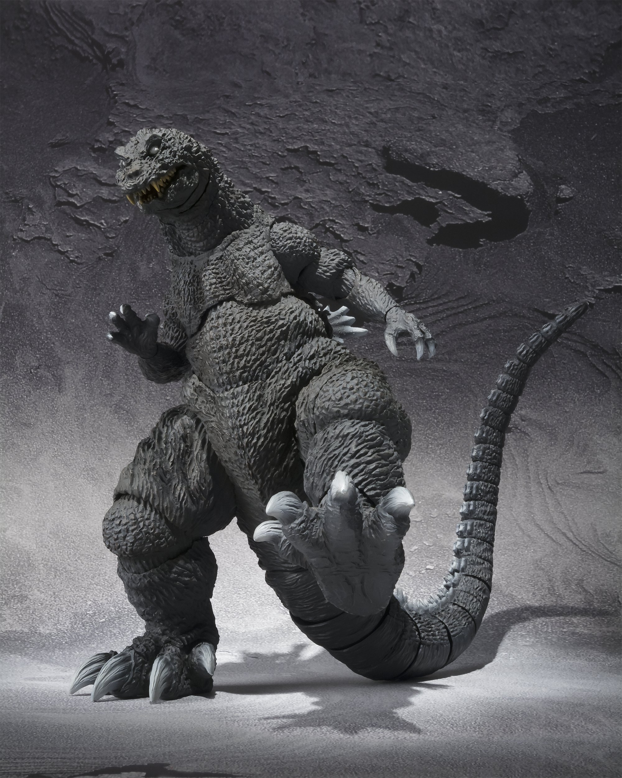 Mua TAMASHII NATIONS Bandai S.H. MonsterArts Godzilla 2001" Action ...