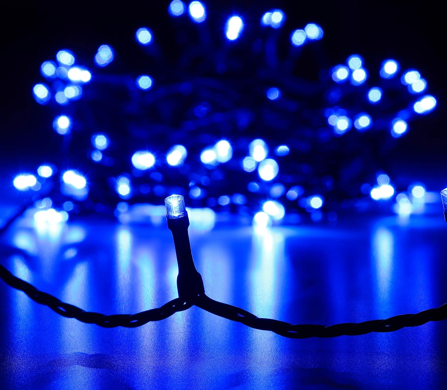 Christmas Concepts® 100 Blue LED Chasing Lights Energy Efficient A++ ...