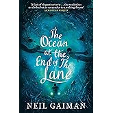 The Ocean at the End of the Lane: Gaiman, Neil: 9780062459367: Amazon ...