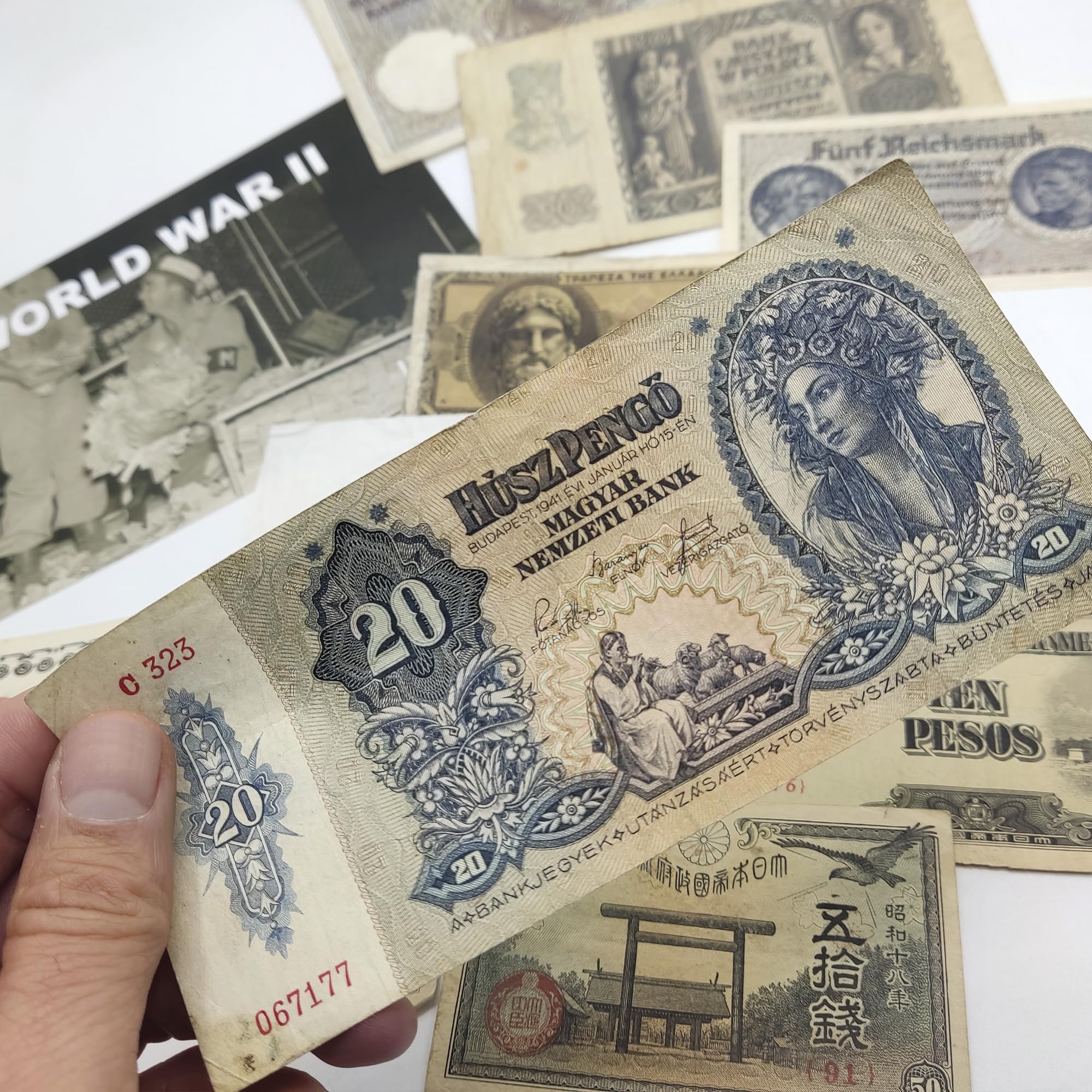 Mua IMPACTO COLECCIONABLES - WW2 World Currency – Banknotes to Build ...