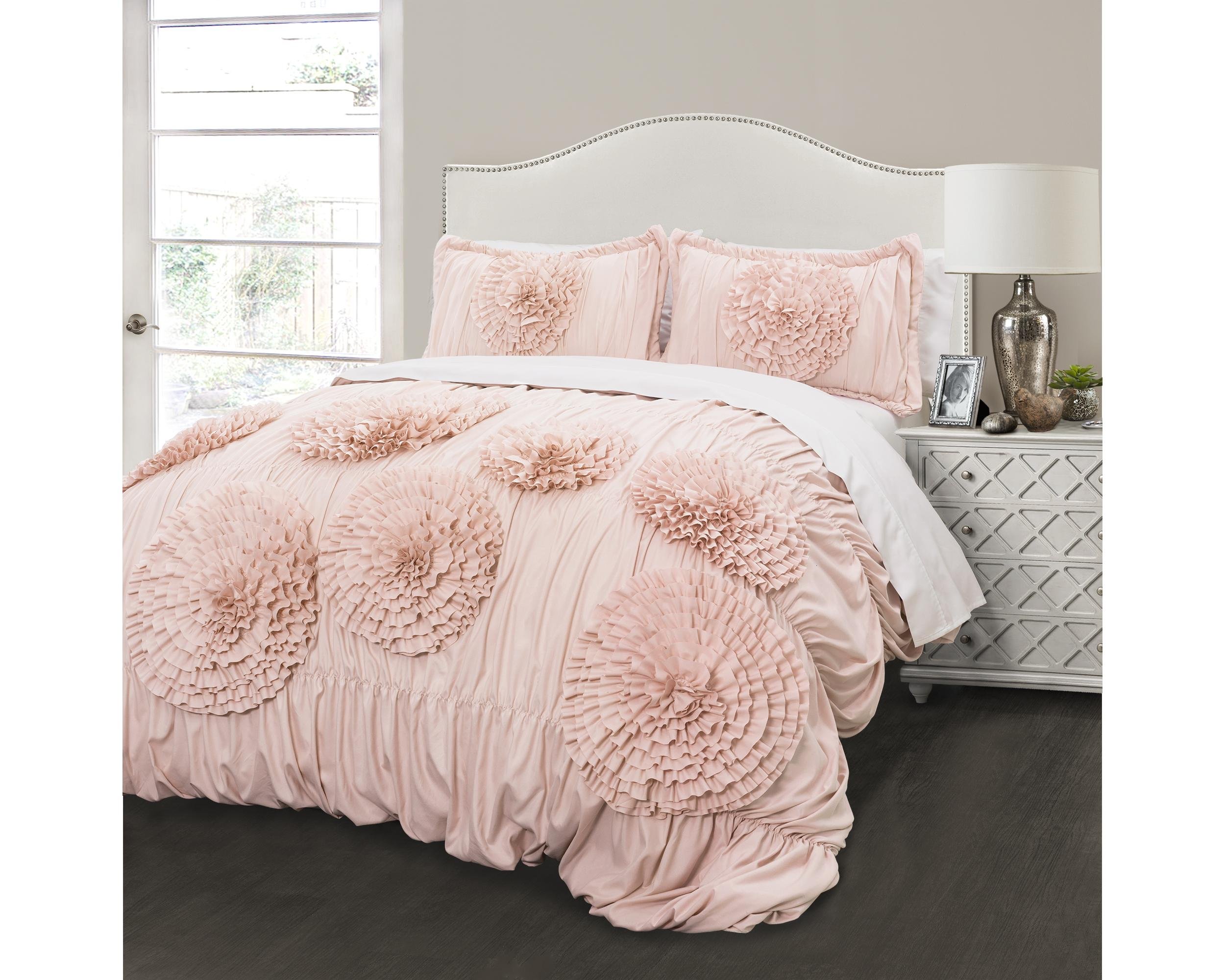 *USED*Lush Decor Serena Comforter Set, 3 Piece Set, Full/ Queen, Blush ...