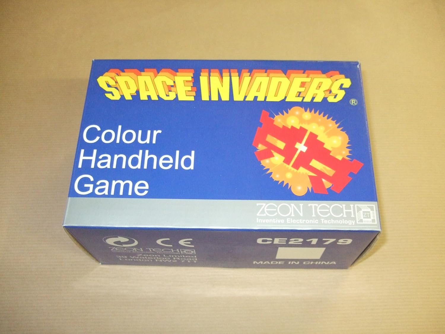 SPACE INVADER - HANDHELD LCD GAME (ZEON TECH): Amazon.co.uk: Toys & Games