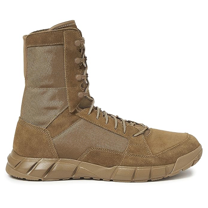 Oakley Mens Light Assault Boot 2 Boots Review