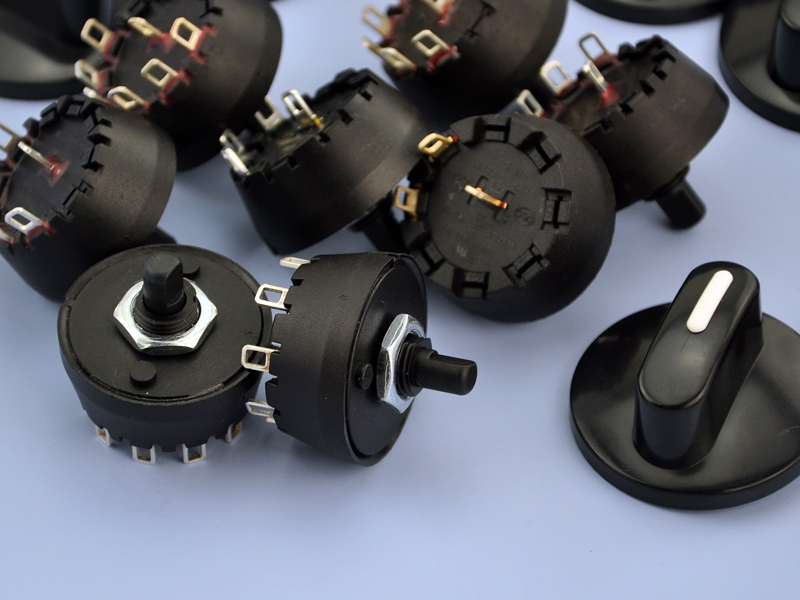 Baomain Rotary Universal Changeover Switch SZW26-20/D202.2 660V 20A 1-0 ...