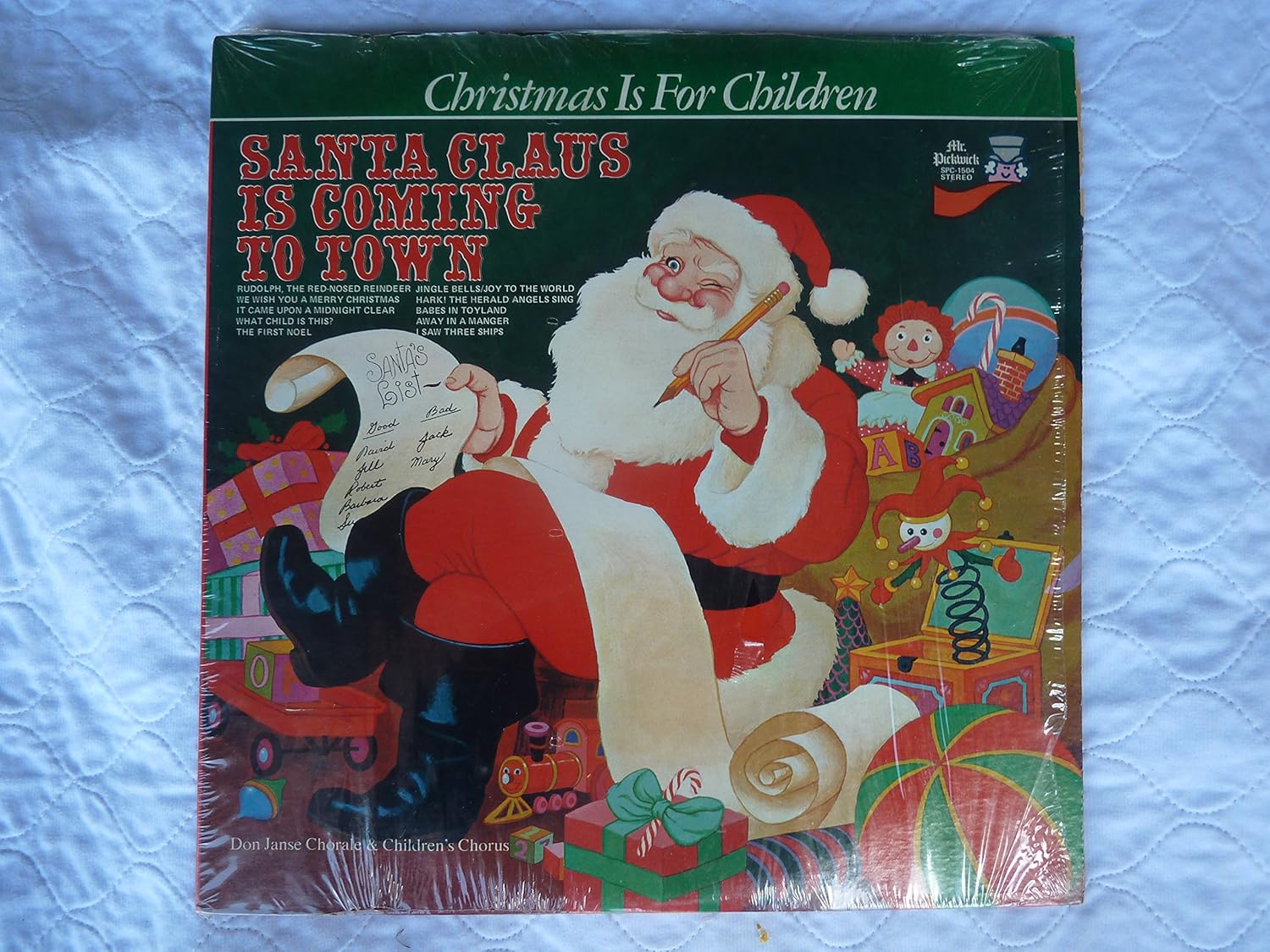 - SANTA CLAUS IS COMING TO TOWN - Amazon.com Music