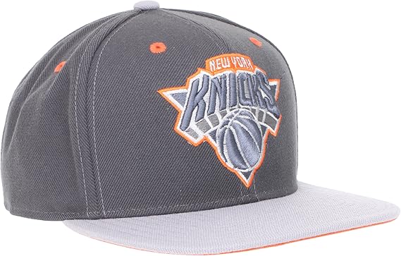 Amazon.com : NBA New York Knicks Wool Snapback Hat : Sports Fan ...