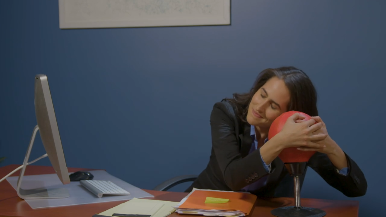 Tech Tools Stress Buster Desktop Punching Bag – Suctions to Your Desk ...