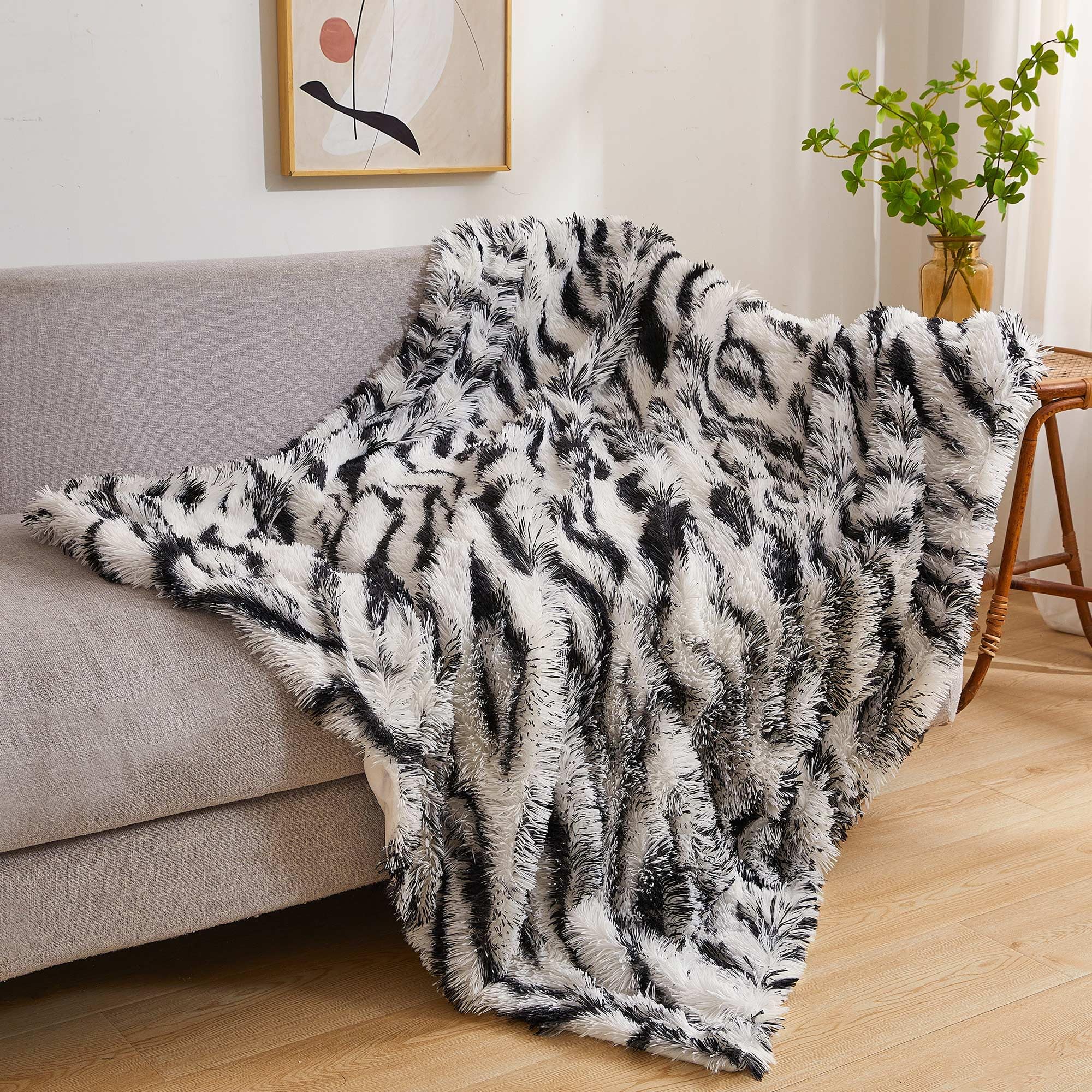 LIFEREVO Zebra Print Black and White Shaggy Plush Throw Blanket Soft ...