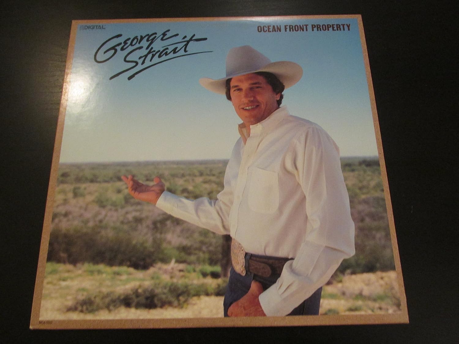 George Strait - Ocean Front Property - Amazon.com Music