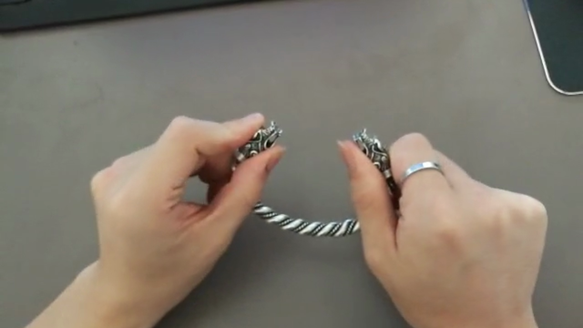 Watch How to adjust the armring correctly on Amazon Live