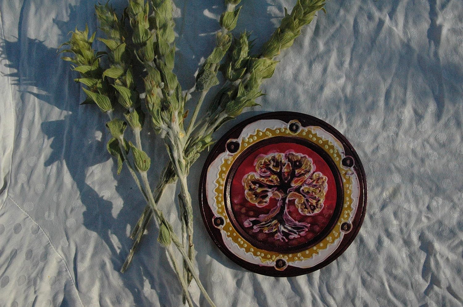 Amazon.com: Gift Mom,Hand Painted Tree on Wooden Plates, Custom Tree ...