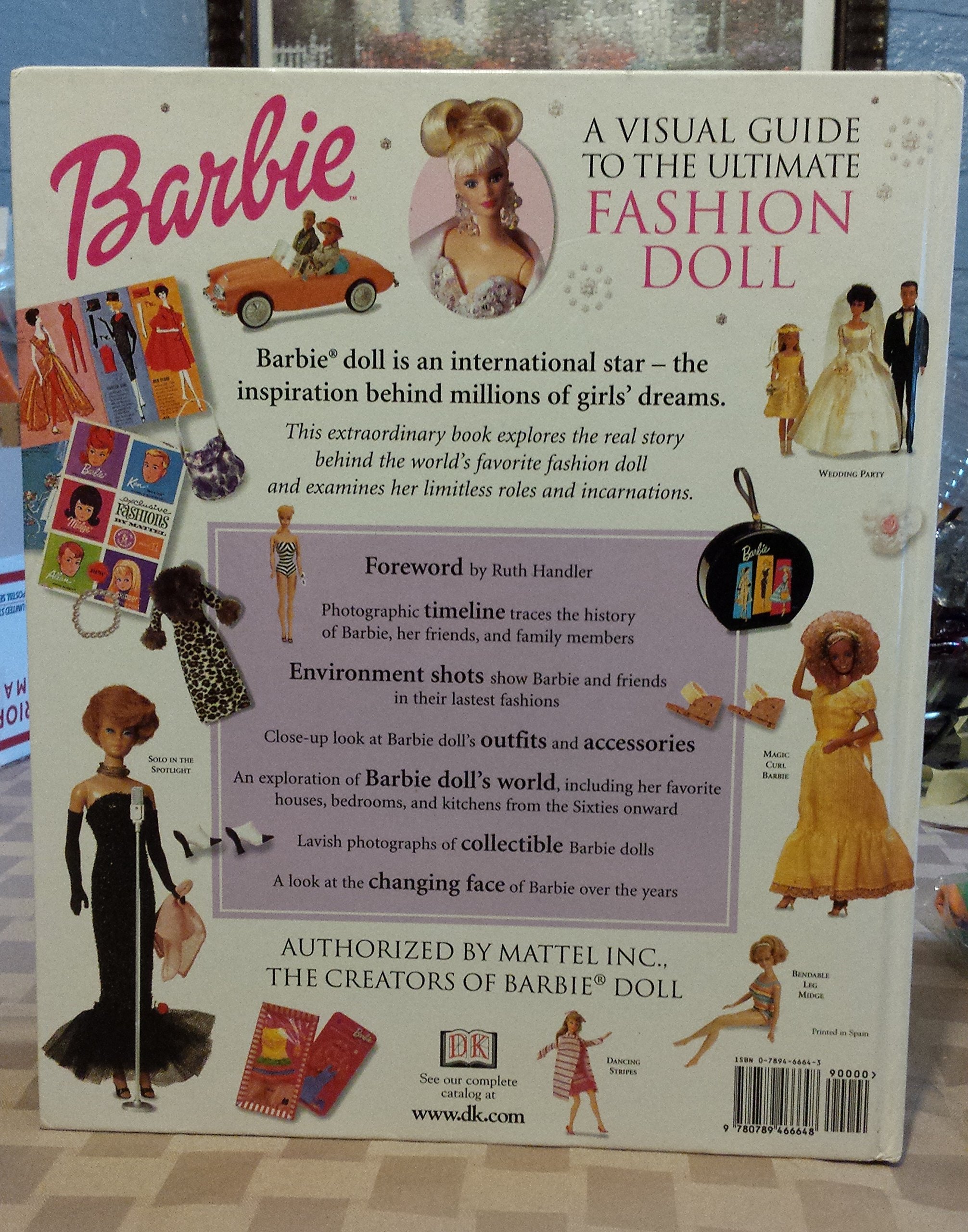 Mua Barbie: VISUAL GUIDE TO THE ULTIMATE FASHION DOLL trên Amazon Mỹ ...