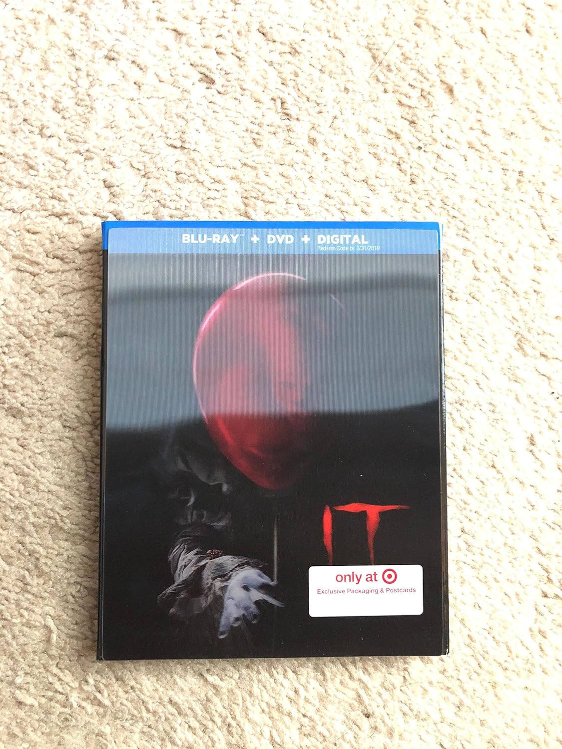 Amazon.com: It Target Exclusive [Blu-ray]: Skarsgard,Bill: Movies & TV