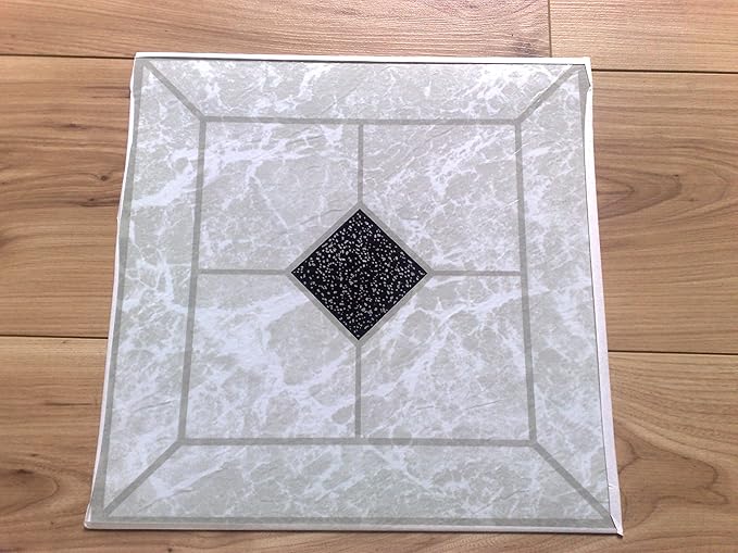 SELF ADHESIVE VINYL FLOOR TILES Black/White Diamond - Set of 4: Amazon ...