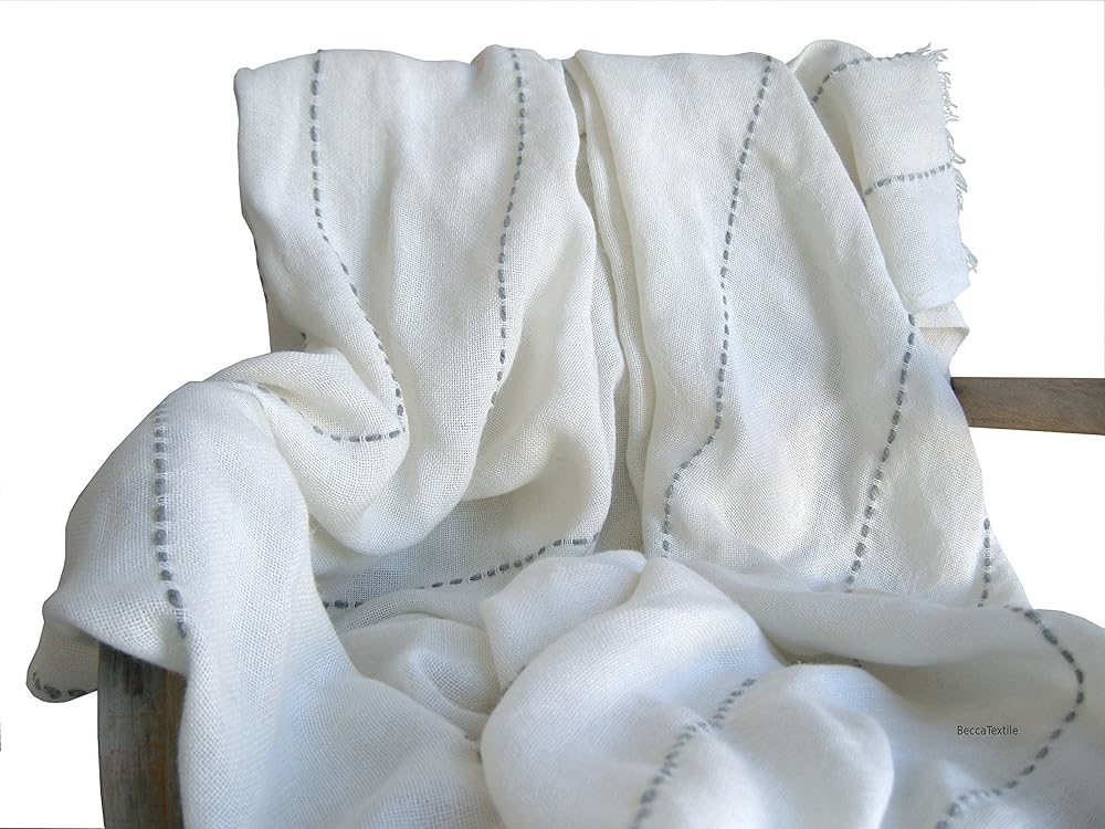 Manta decorativa blanca con bordado gris, Manta ligera para sofá y cama ...
