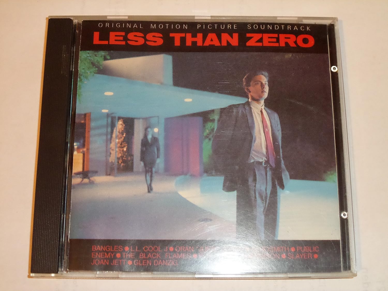 Less Than Zero - Original Motion Picture Soundtrack: Amazon.de: Musik