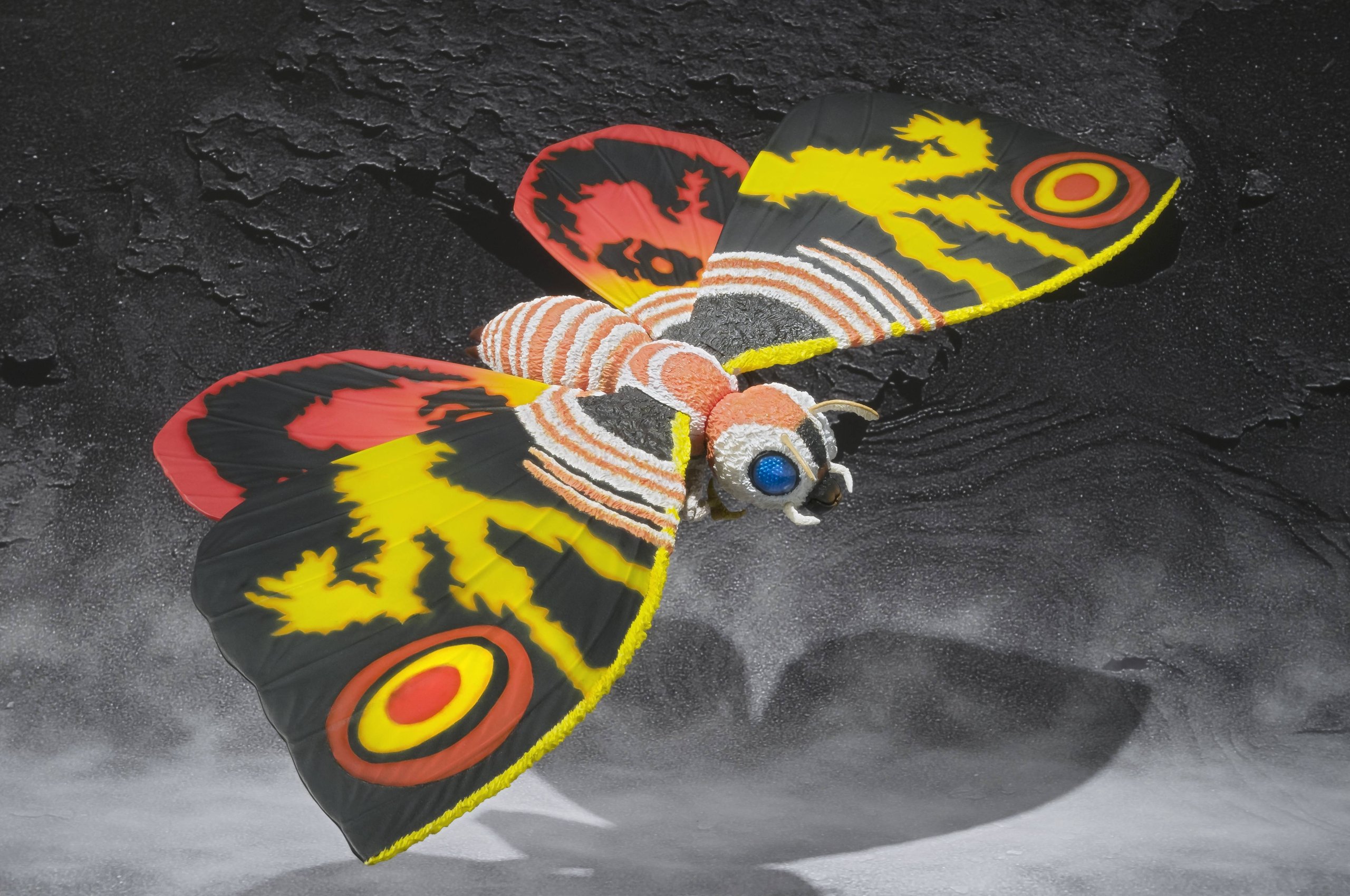 Mua TAMASHII NATIONS Bandai S.H. MonsterArts Mothra Action Figure trên ...