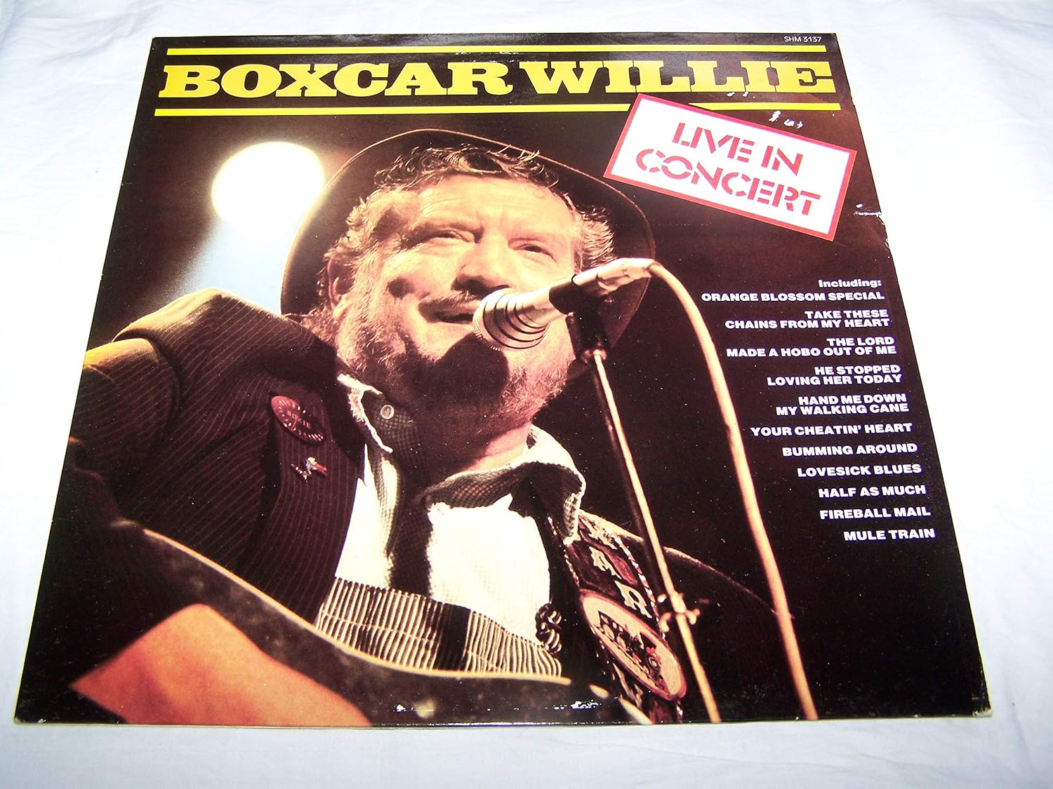 Boxcar Willie - Live In Concert - Boxcar Willie LP - Amazon.com Music
