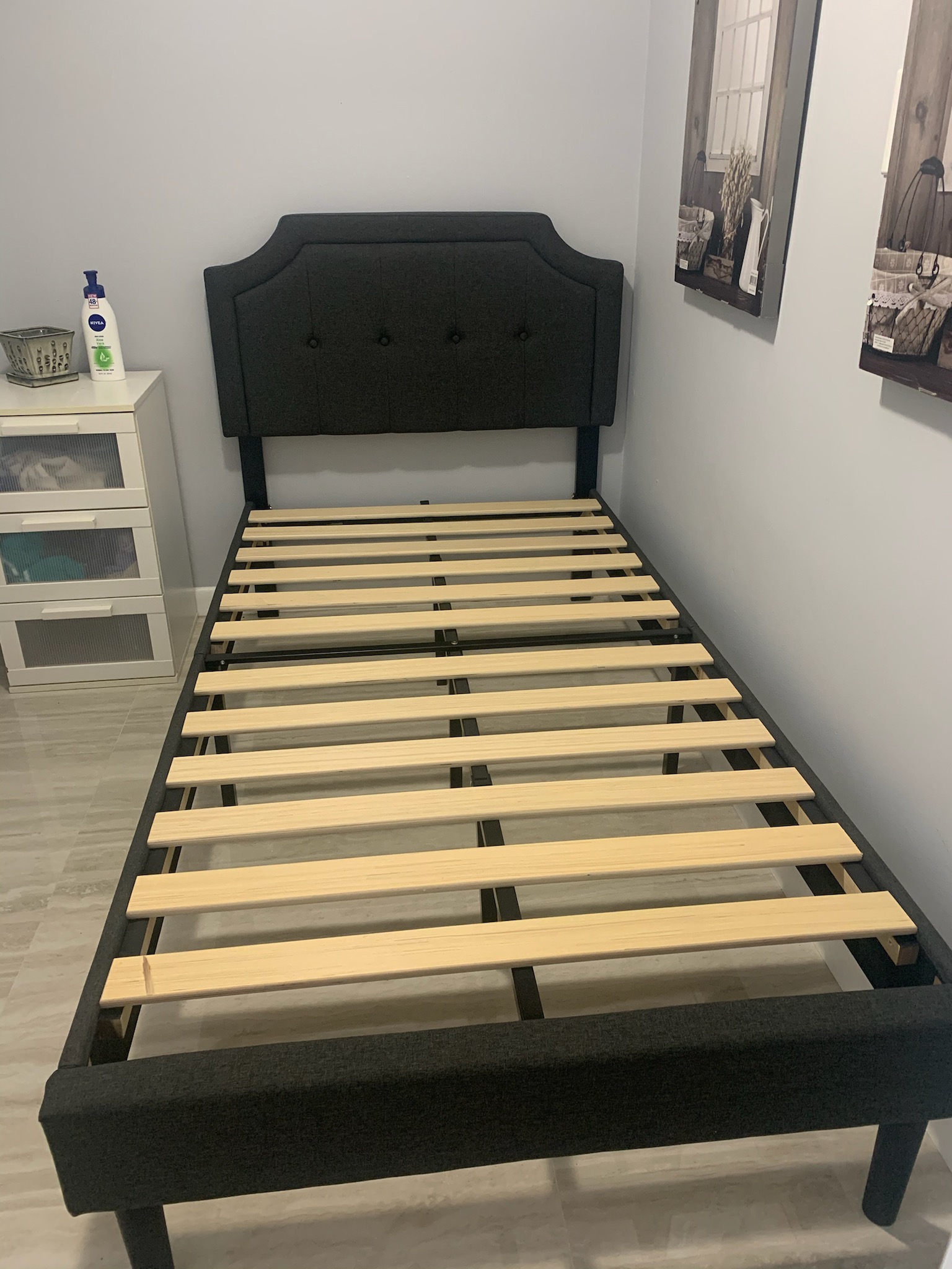 $25/mo - Finance VECELO Twin Size Bed Frame Premium Leather Upholstered ...