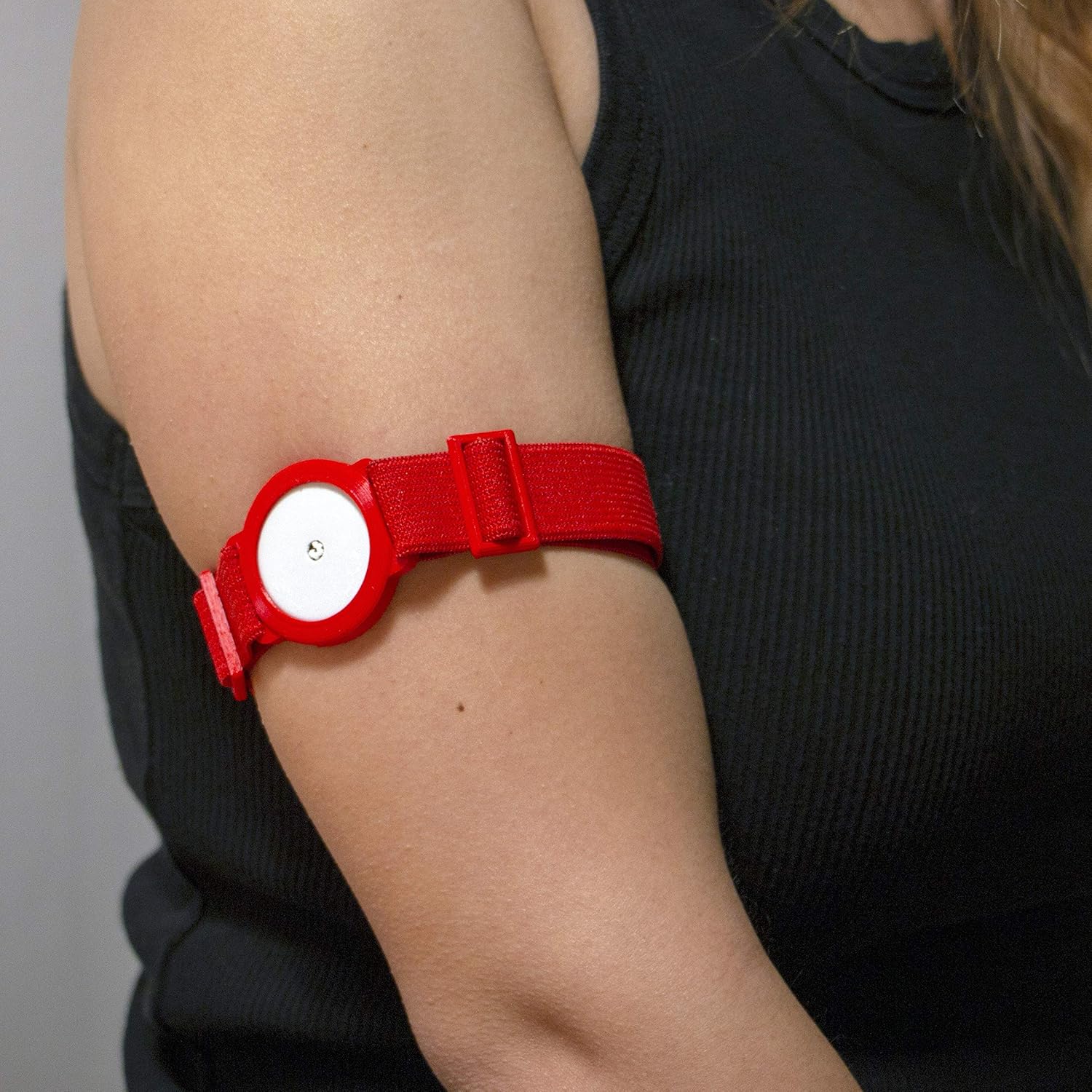 Freestyle Libre Sensor Armband Holder Red Protects Your Sensor: Amazon ...