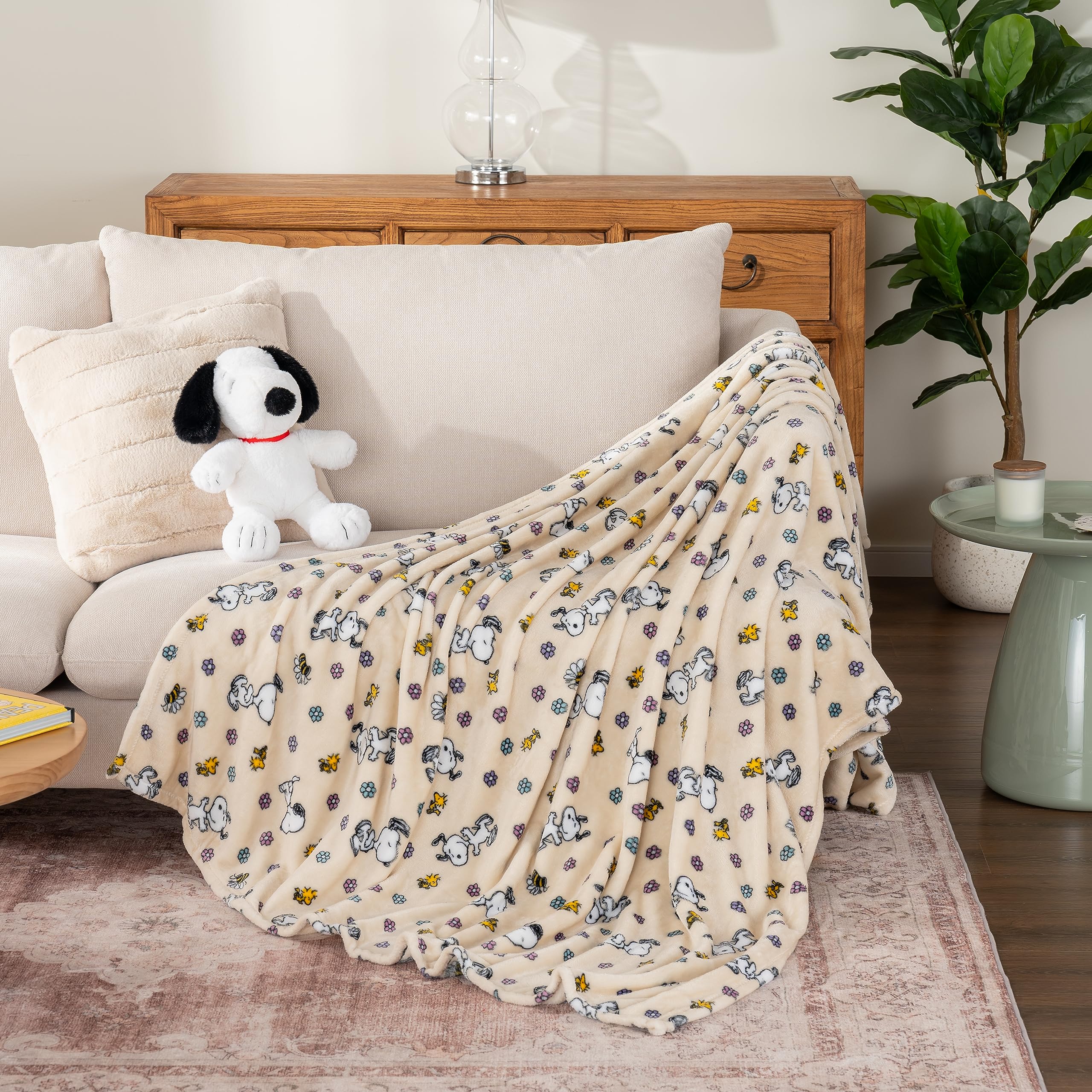 Mua Berkshire Blanket Peanuts® VelvetLoft® Cute Character Snoopy Plush ...