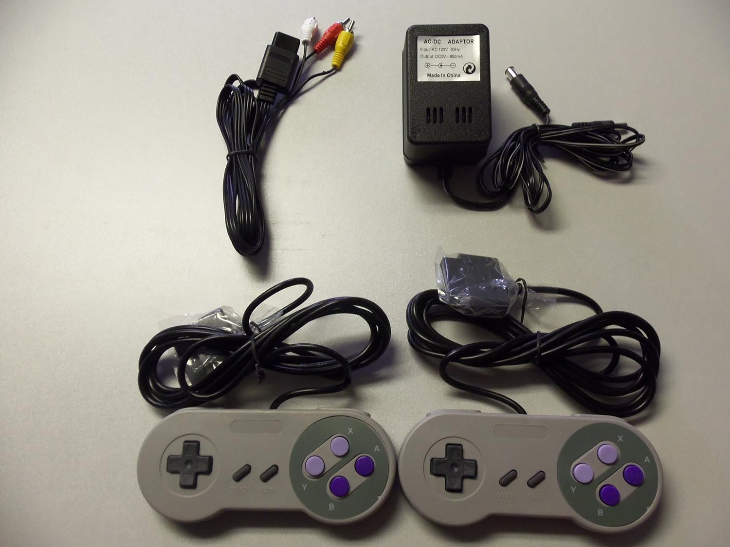 Amazon.com: Super Nintendo SNES Controllers, AV cable, power adapter ...