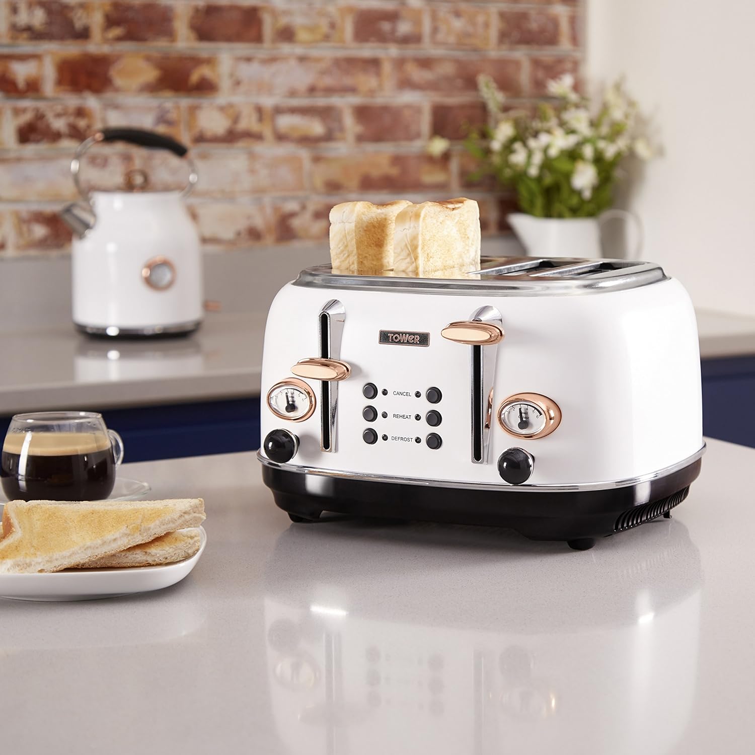 Tower Bottega Stainless Steel 4 Slice Toaster In White & Rose Gold ...