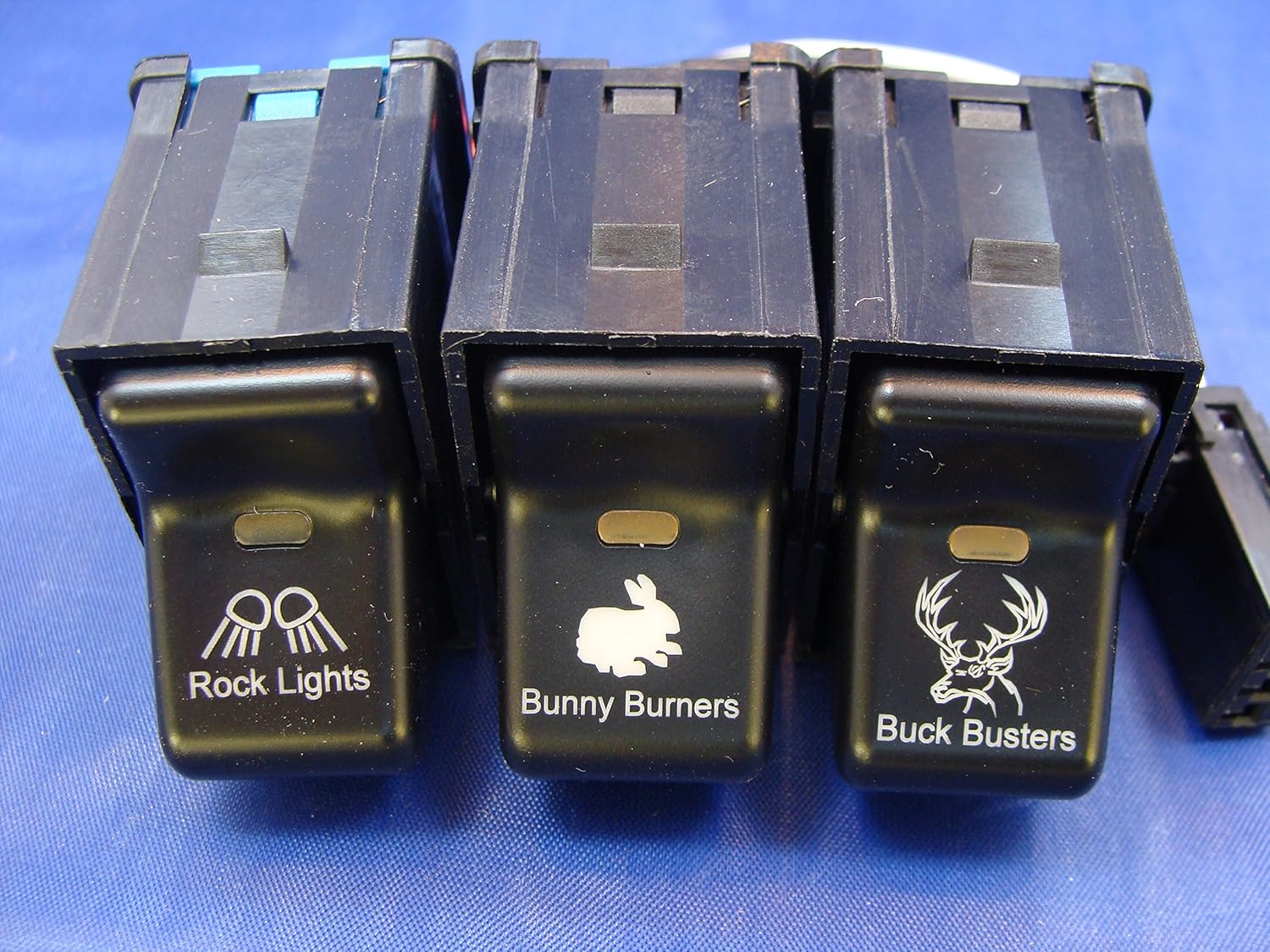 Amazon.com: GCD Jeep 1997-2006 TJ Wrangler Rocker Switch 3 Switch Kit ...