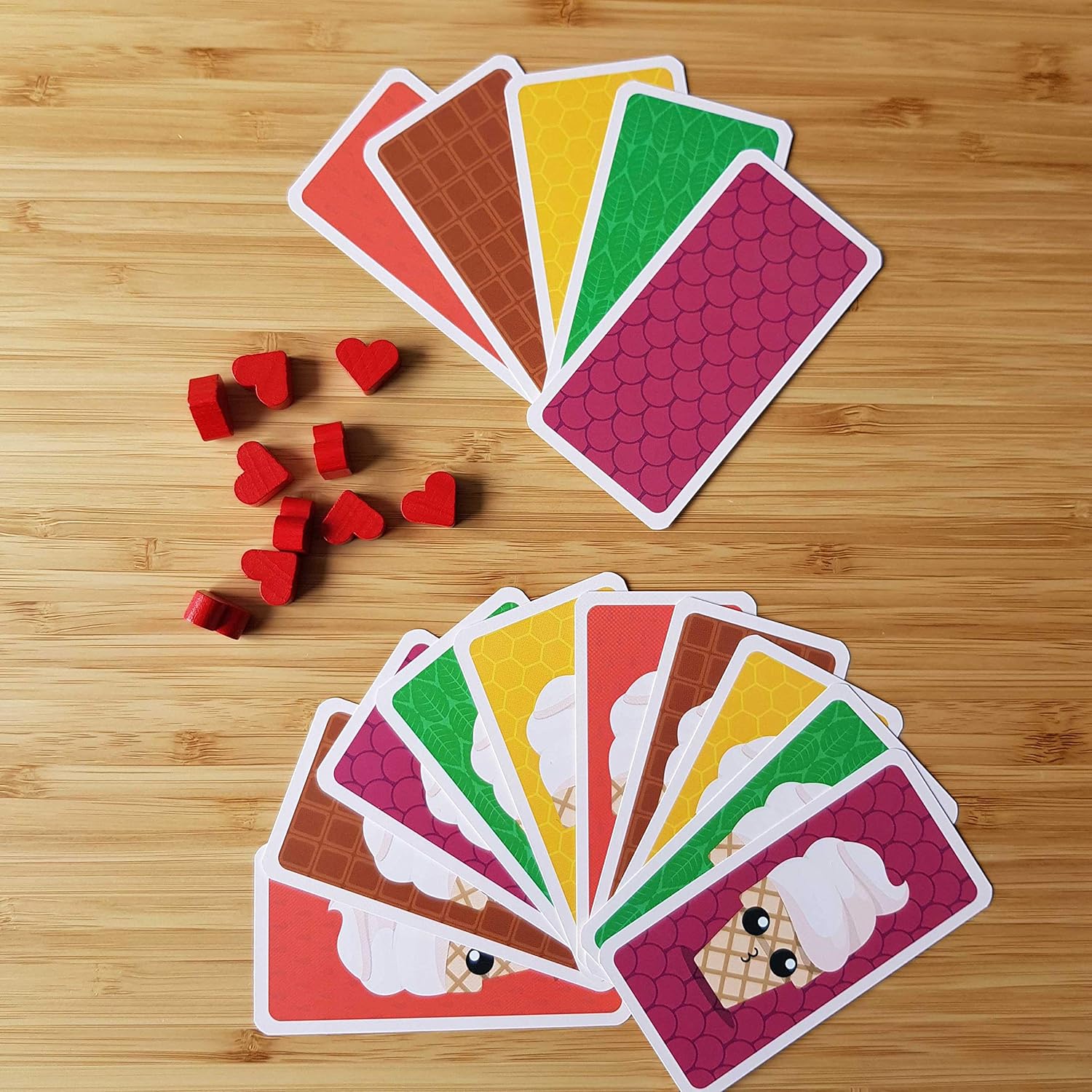 Helvetiq Kawaii Card Game – BigaMart