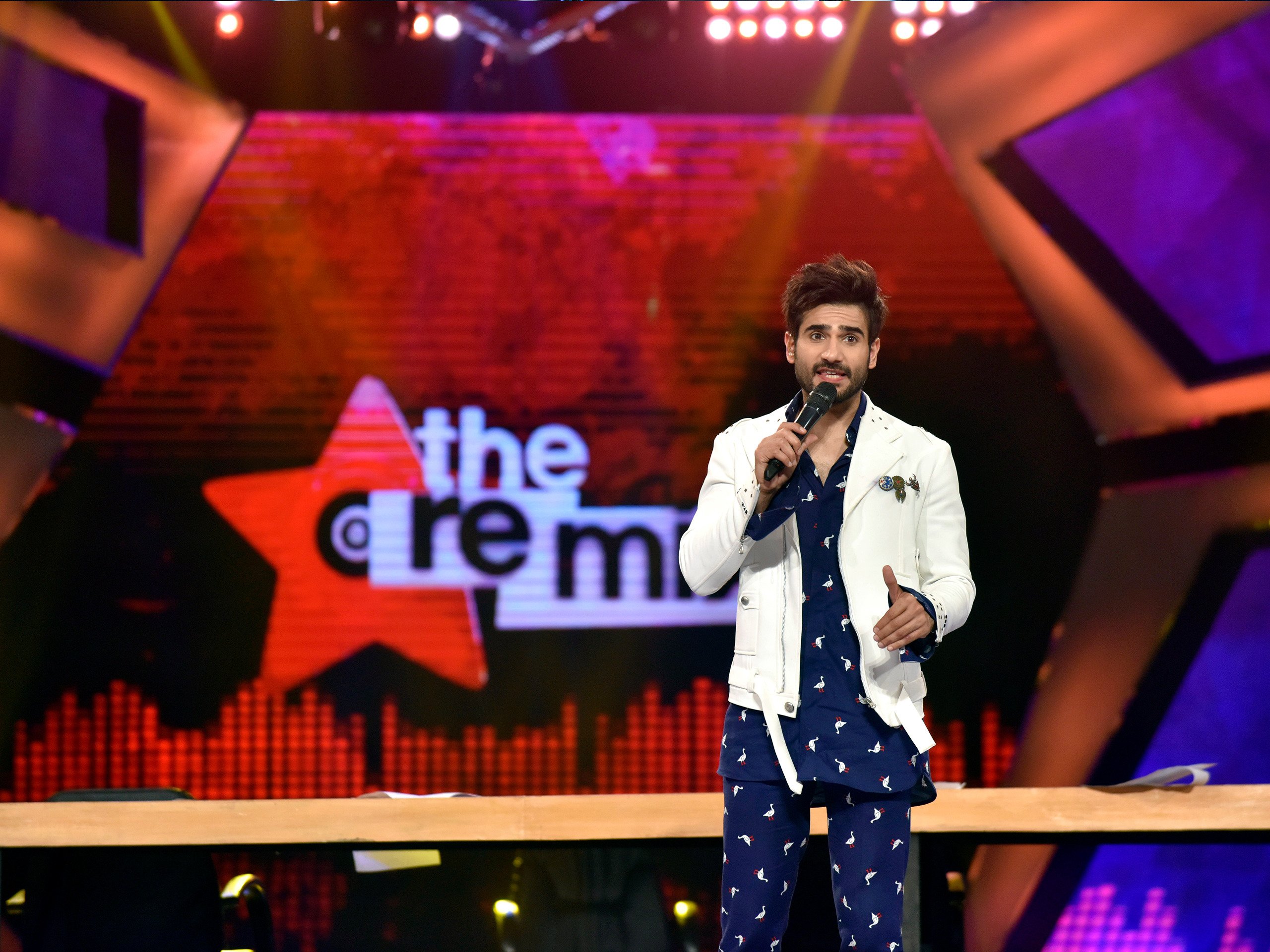 The Remix - Season 1 : Sunidhi Chauhan, Nucleya, Amit Trivedi, Karan ...