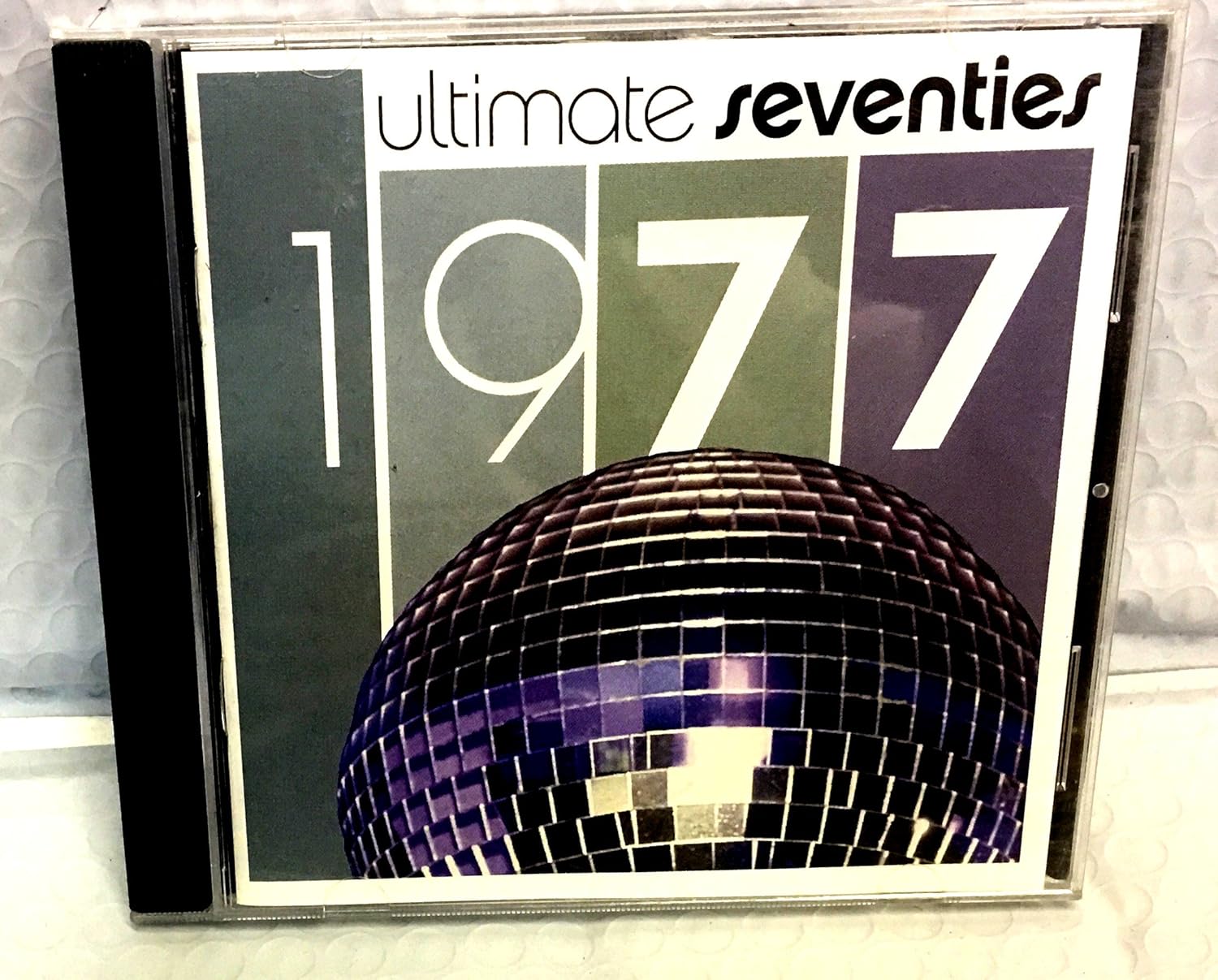 Various - Ultimate Seventies 1977 - Amazon.com Music