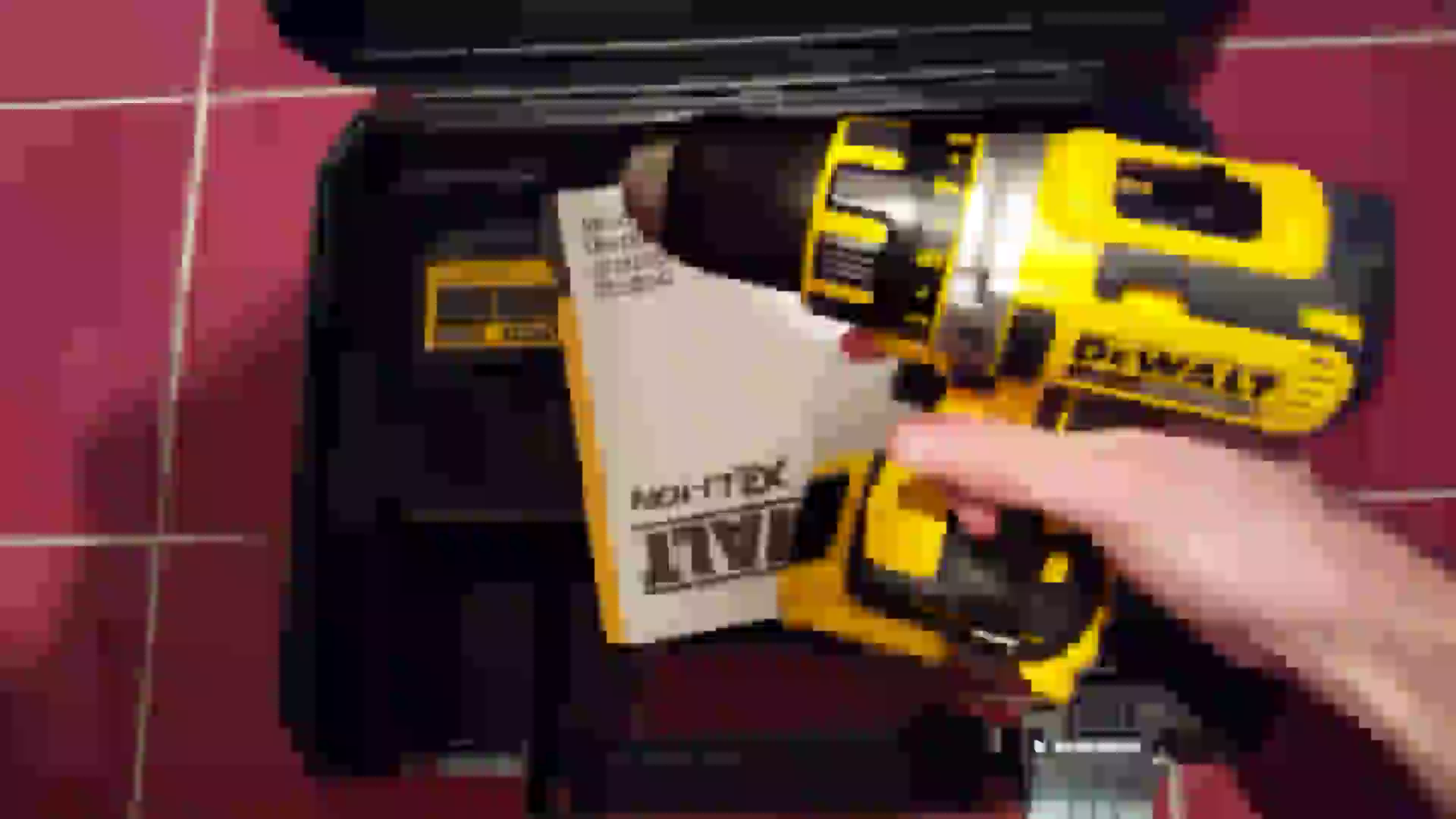 DeWALT DCD790D2-QW Perceuse sans Fil 18 V: Amazon.fr: Bricolage