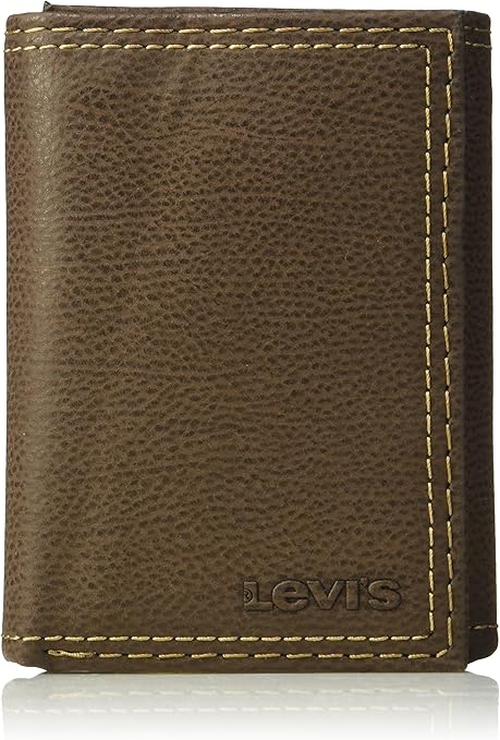 Levi's Men's Trifold Wallet with Interior Zipper at Amazon Men’s ...
