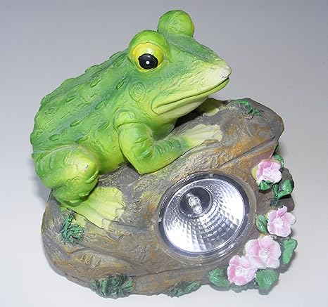 SOLAR POWERED FROG GARDEN LIGHT ORNAMENT. THIS HELPFUL FRIENDLY FROG ...