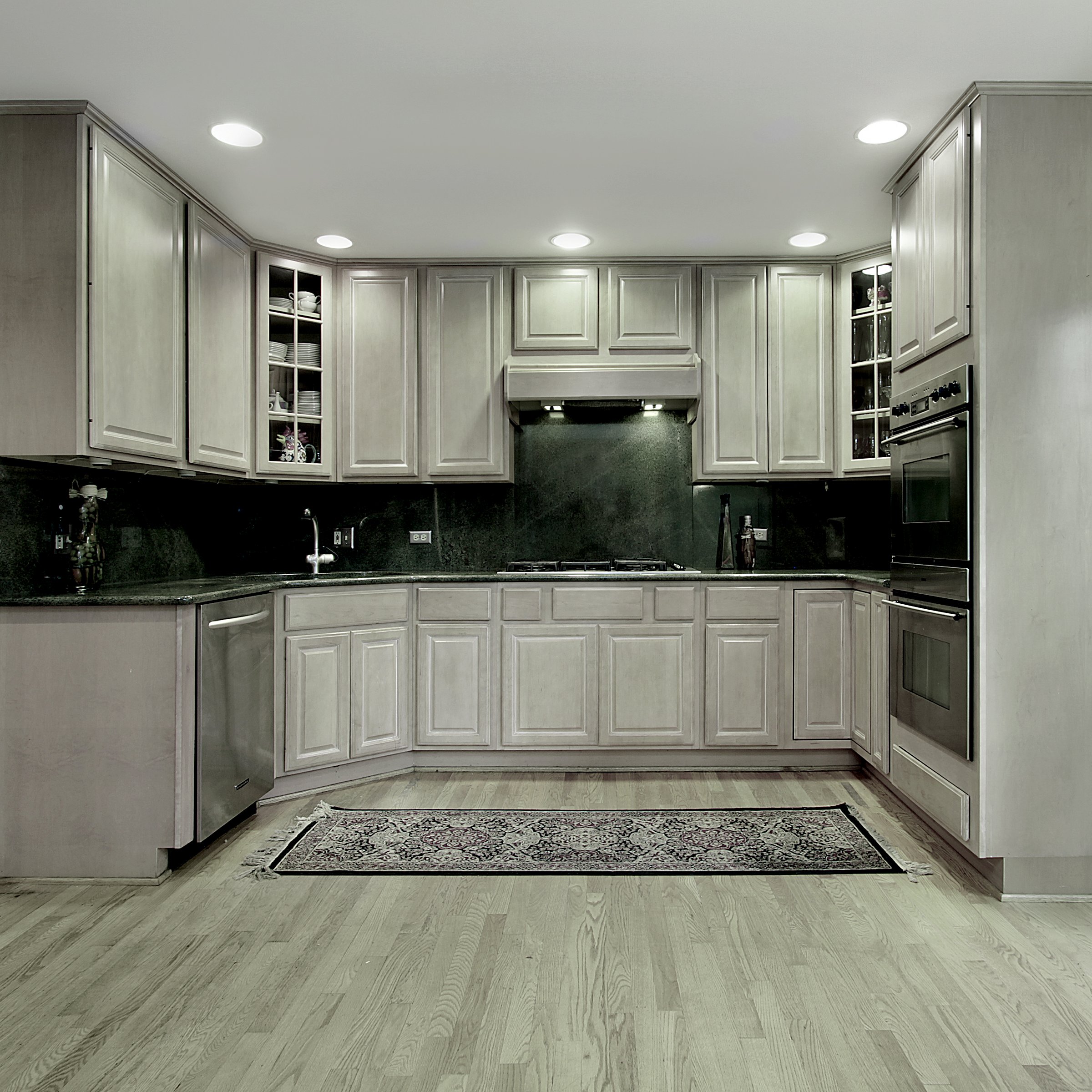 Euri Lighting EB40-17W3050e LED BR40, 17W (100W Equal), Cool White ...