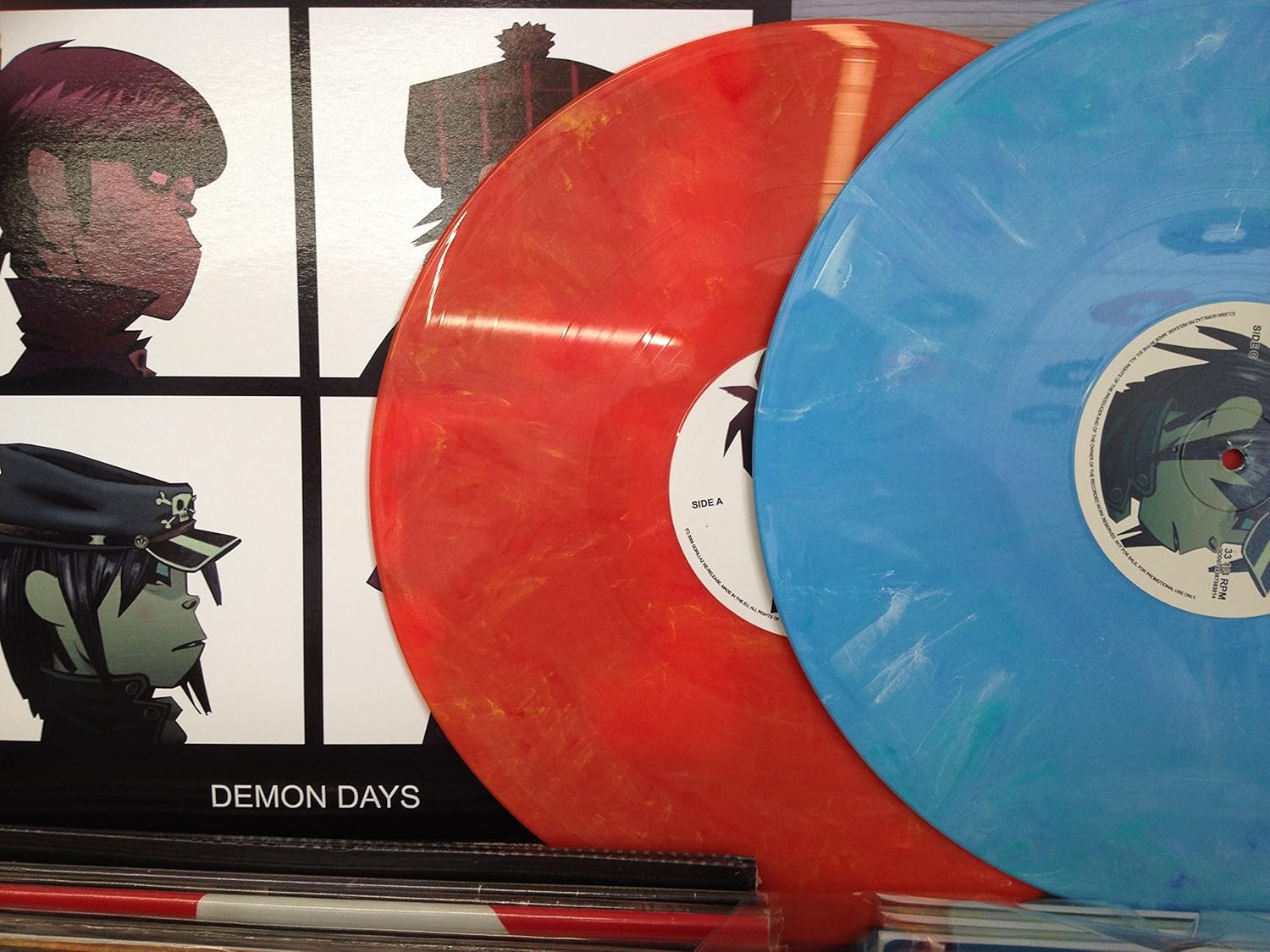 Demon Days: Amazon.co.uk: CDs & Vinyl
